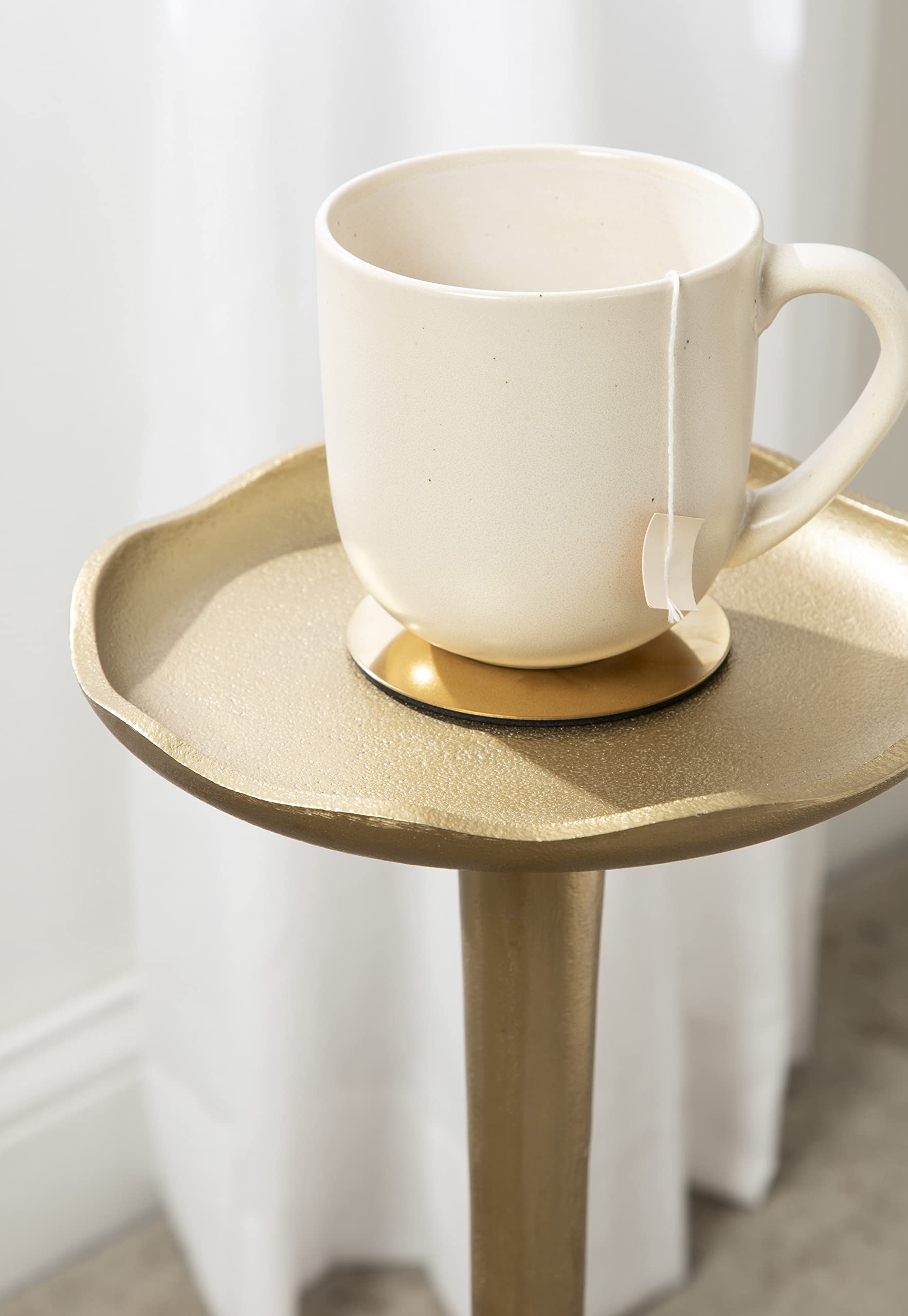 Kate and Laurel Alessia Modern Decorative Metal Drink Table, 8 x 8 x 22, Gold, Stunning Cast Aluminum Pedestal Plant Stand with Rough Texture and Deckled Edge
