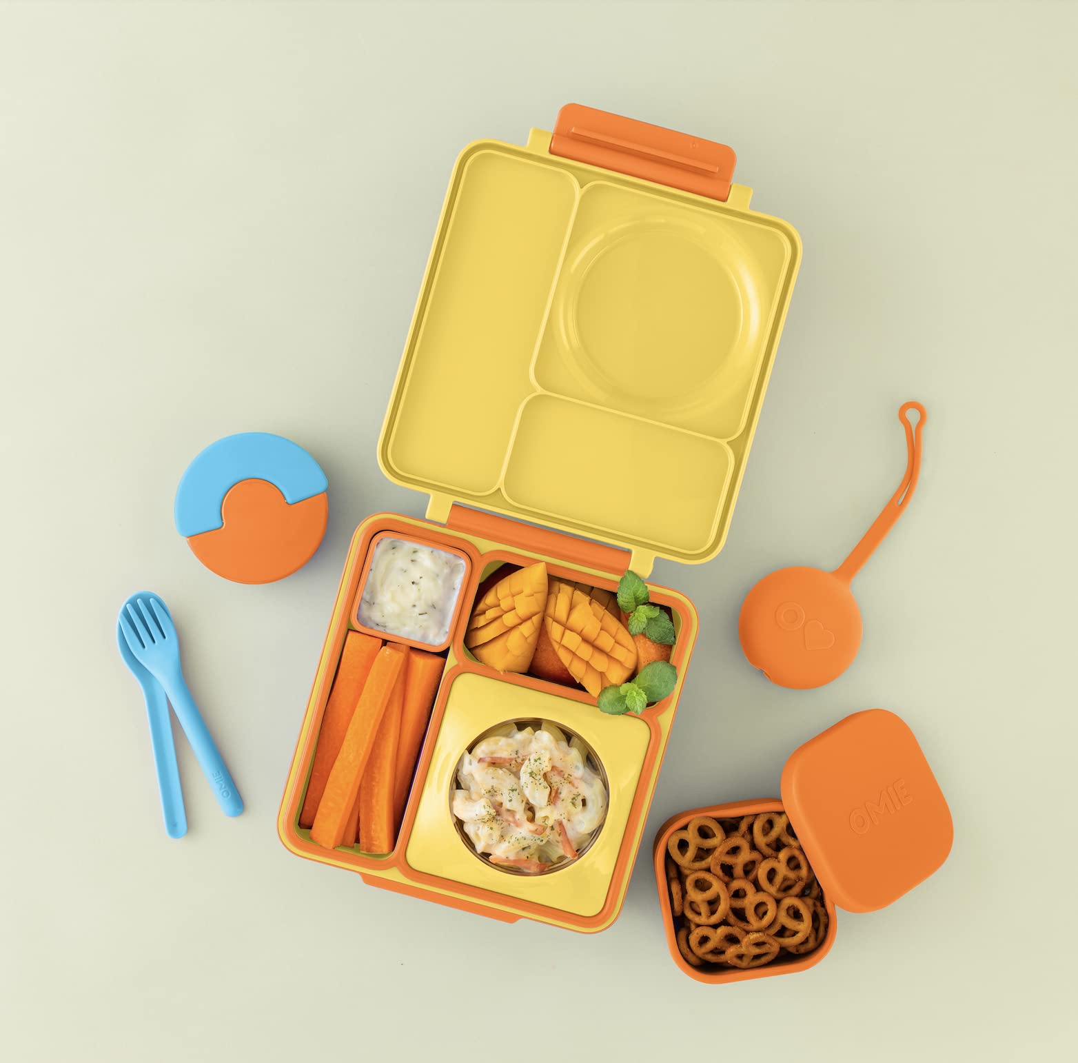 Omie OmieBox Silicone Leakproof Snack Containers To Go, Food Storage Containers with Lid, School Lunch Bento Container - BPA Free, Airtight, Dishwasher and Freezer Safe, Oven Safe - 9.4 ounces