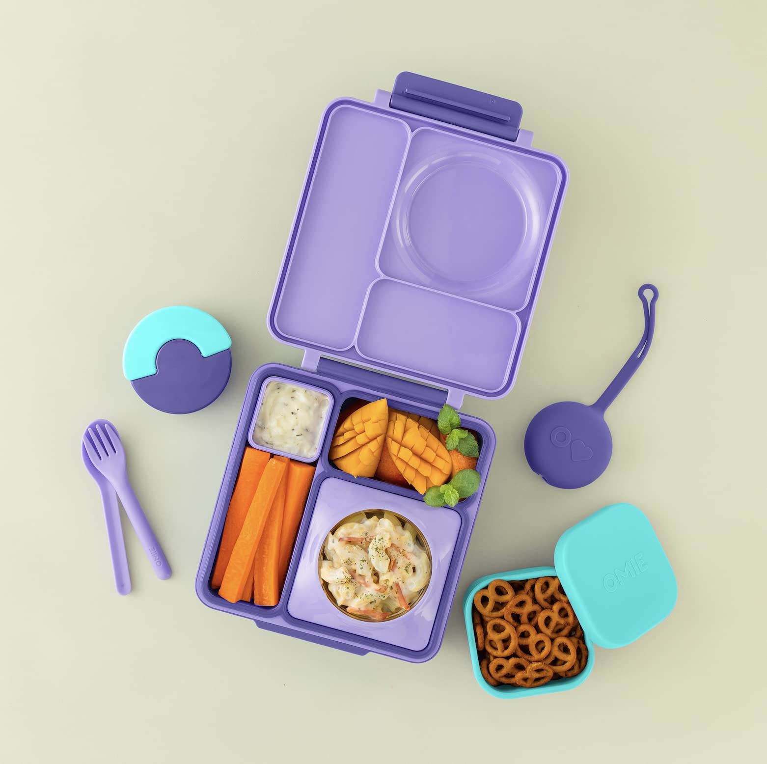 Omie OmieBox Silicone Leakproof Snack Containers To Go, Food Storage Containers with Lid - BPA Free, Airtight, Dishwasher and Freezer Safe, Oven Safe - 9.4 ounces