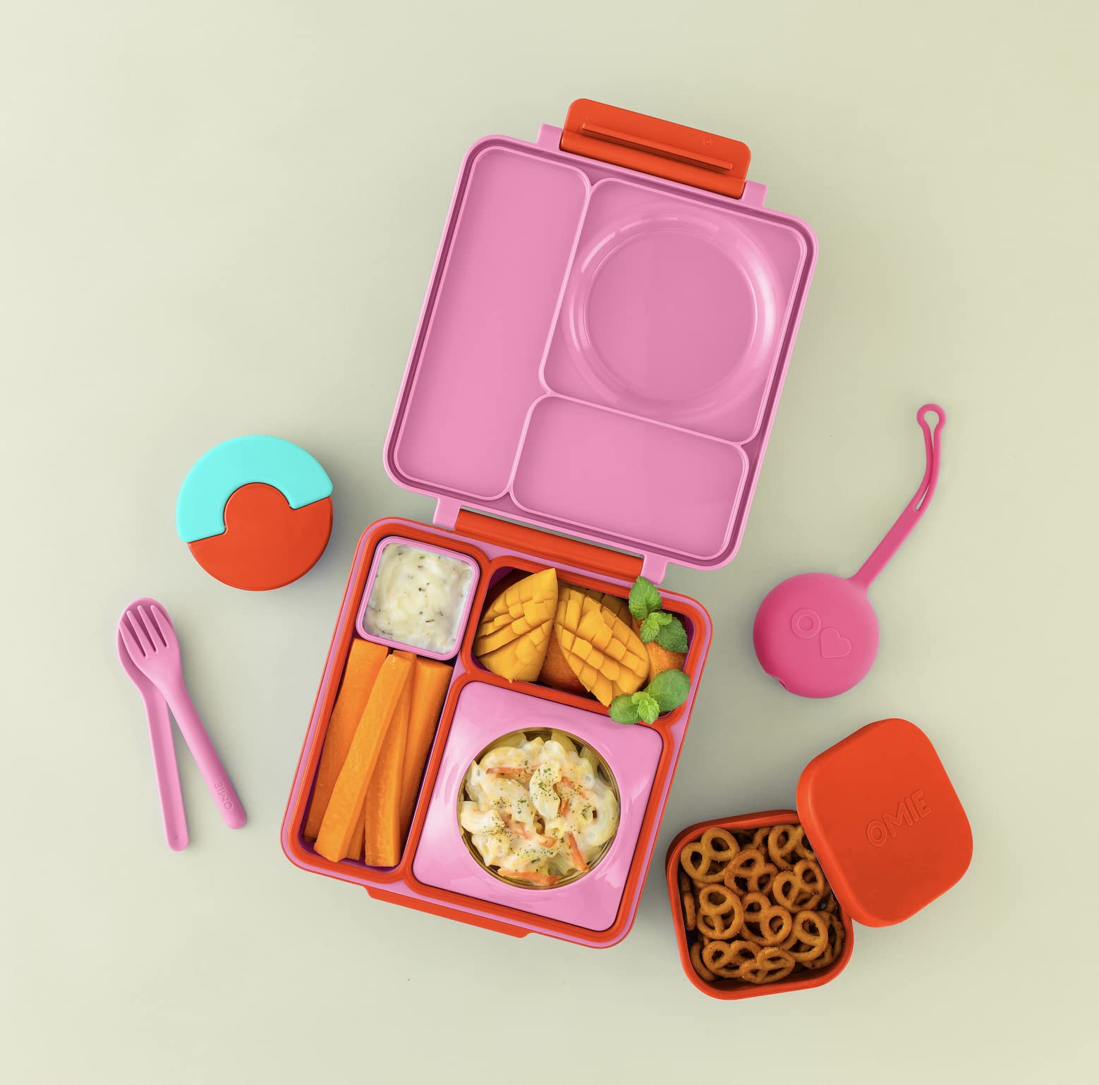 Omie OmieBox Silicone Leakproof Snack Containers To Go, Food Storage Containers with Lid, School Lunch Bento Container - BPA Free, Airtight, Dishwasher and Freezer Safe, Oven Safe - 9.4 ounces