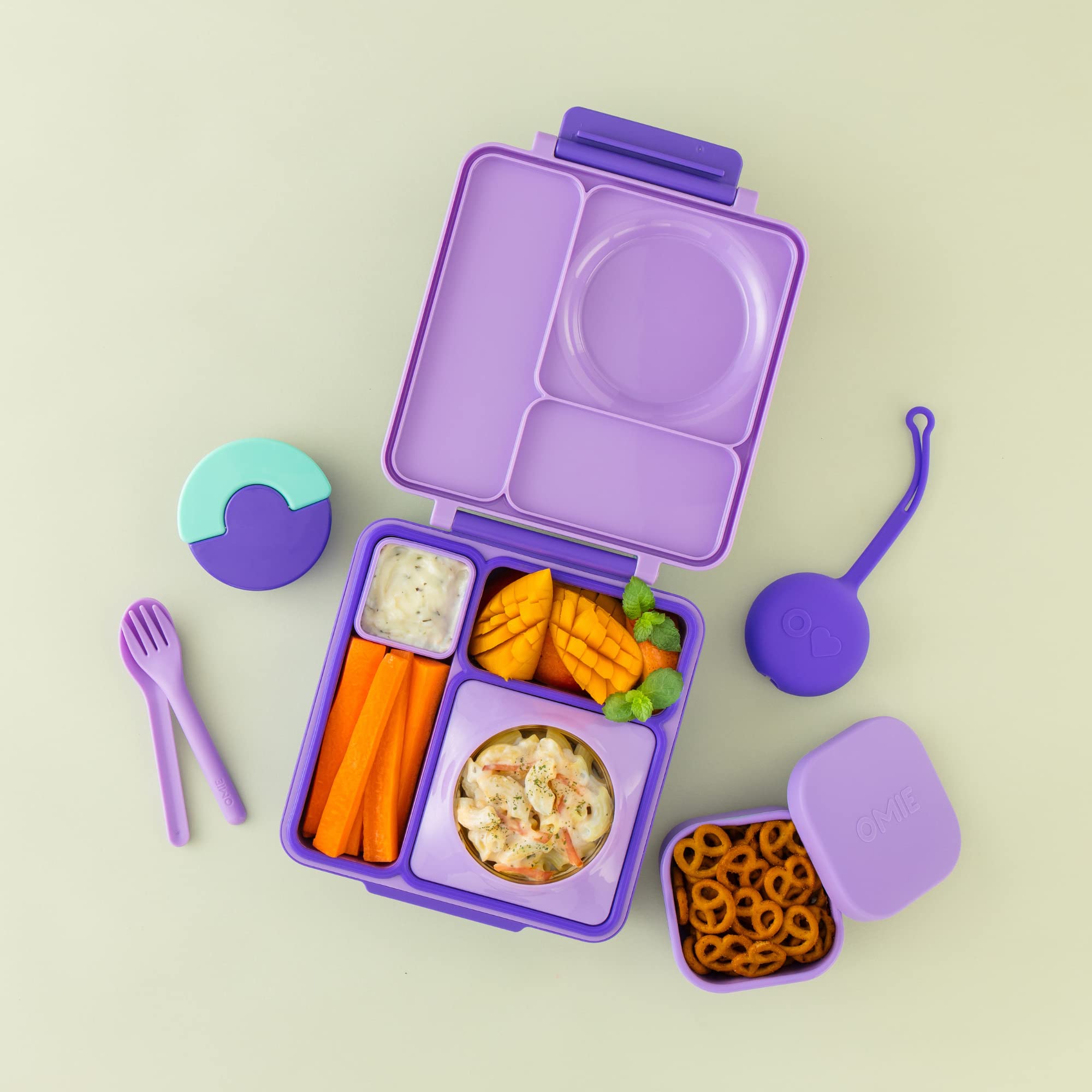 Omie OmieBox Silicone Leakproof Snack Containers To Go, Food Storage Containers with Lid, School Lunch Bento Container - BPA Free, Airtight, Dishwasher and Freezer Safe, Oven Safe - 9.4 ounces