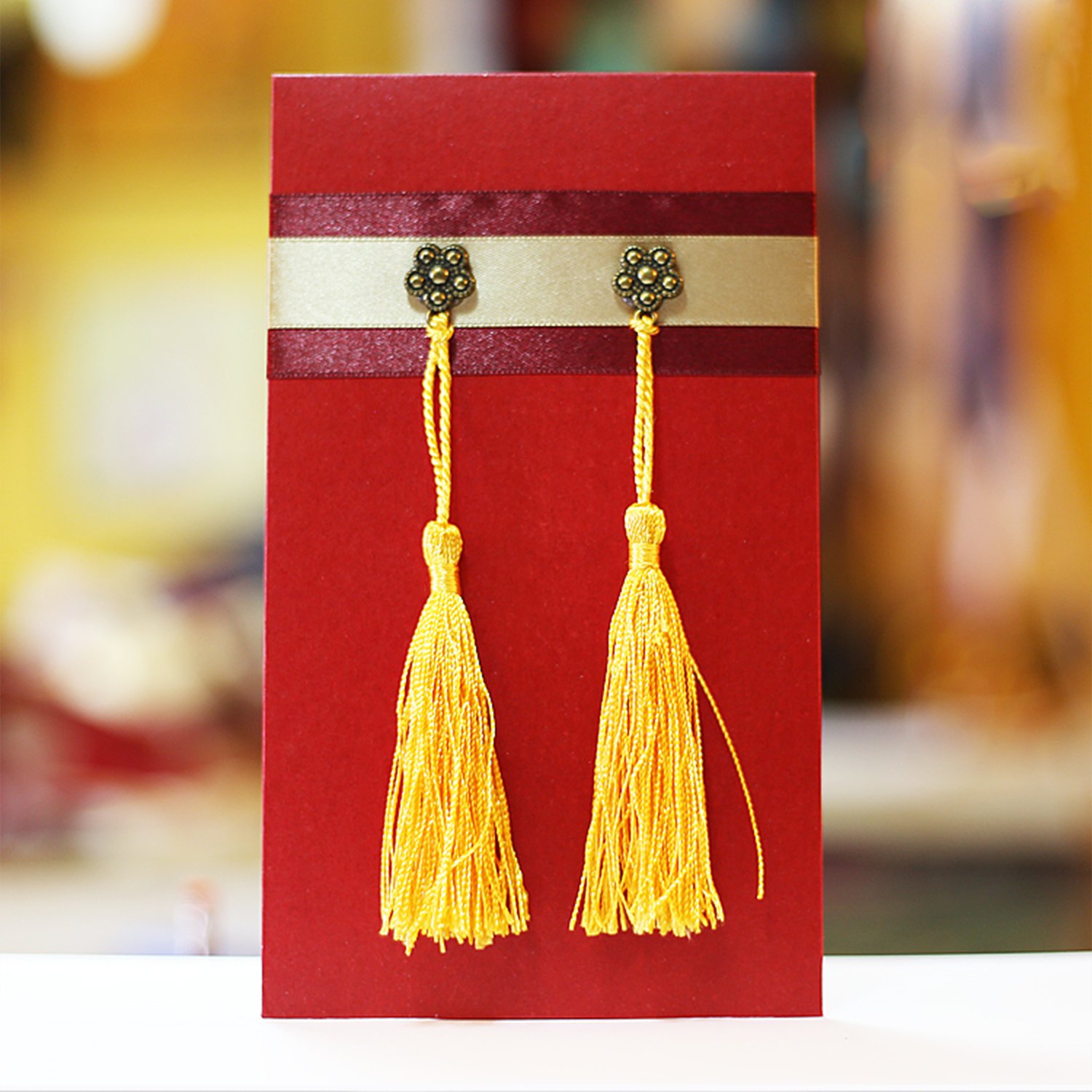 VAPKER 100 Pieces Light Gold 13cm/5-Inch Silky Handmade Soft Tassels Floss Bookmark Tassels with 2-Inch Cord Loop for Jewelry Making, DIY Projects, Bookmarks