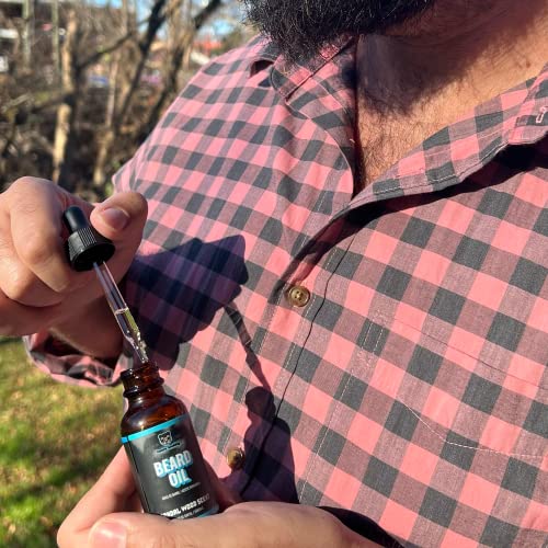 Bears Looking Beard Oil Conditioner - All Natural Sandalwood Scent with Argan Oil - Softens & Strengthens Beards and Mustaches