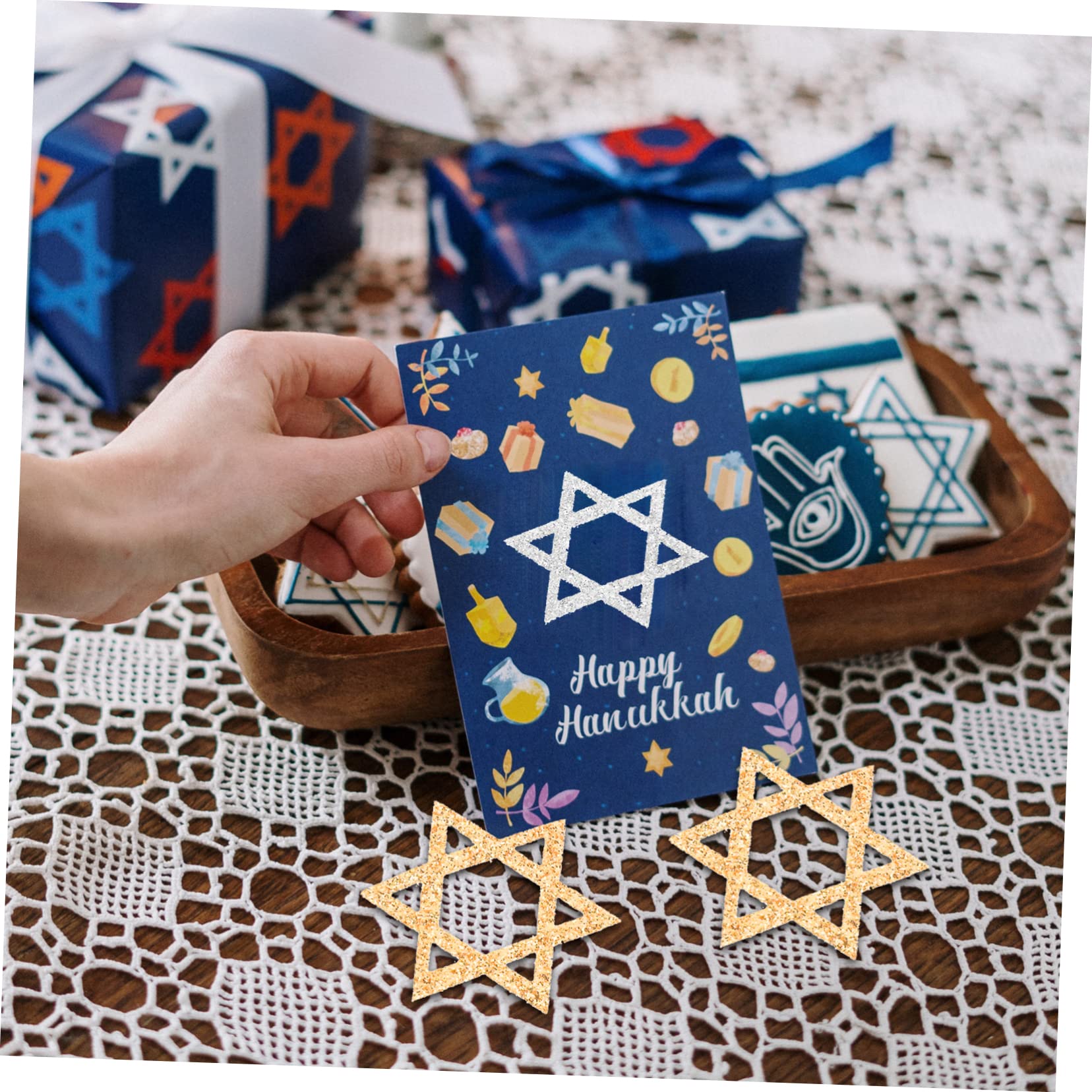 MERRYHAPY 50Pcs Jewish Star Confetti Hanukkah Decorations Non-woven Table Scatter for Hanukkah Party