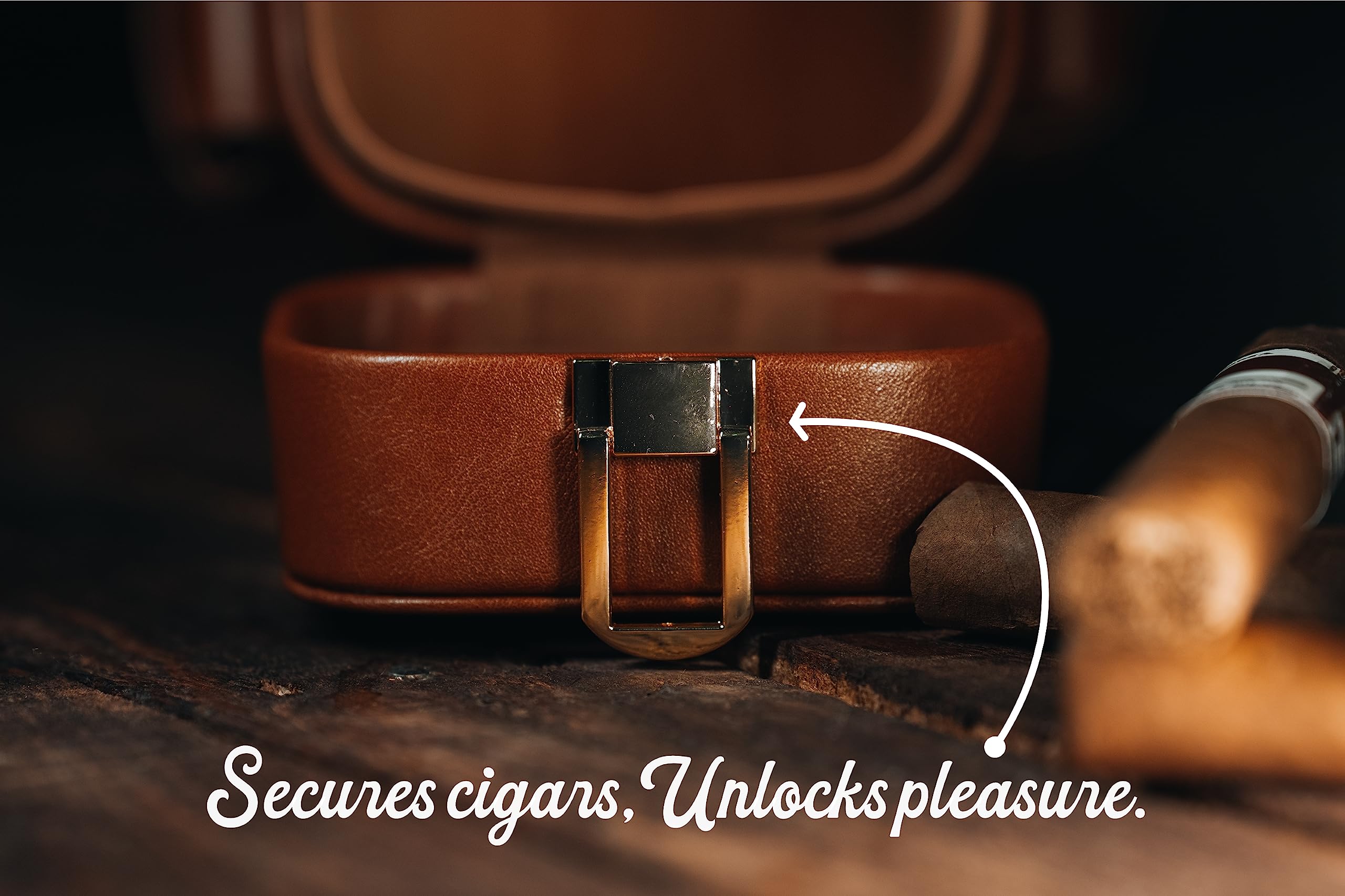 UrbanXElites Cigar Case - Holds up to 25 Cigars, Cedar Wood Cigar Humidor Travel Case with Humidifier and Pouch