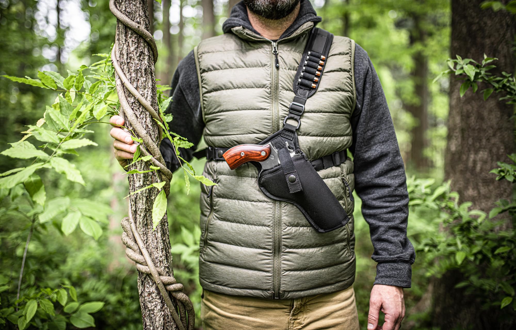 DIAMOND D OUTDOORS - Denali Chest Holster for Revolver up to 6 ½” Barrel