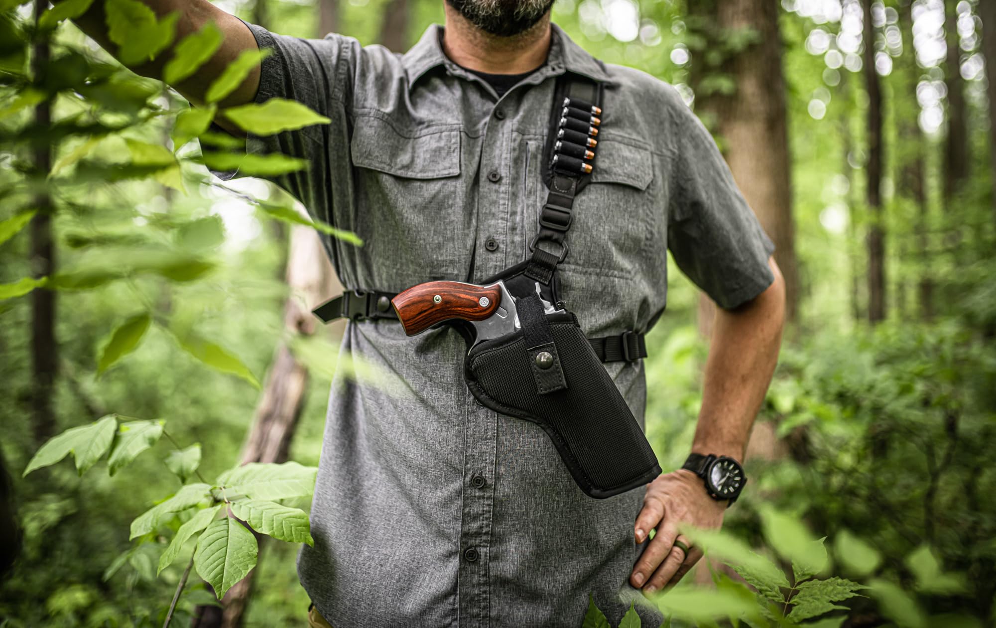DIAMOND D OUTDOORS - Denali Chest Holster for Revolver up to 6 ½” Barrel