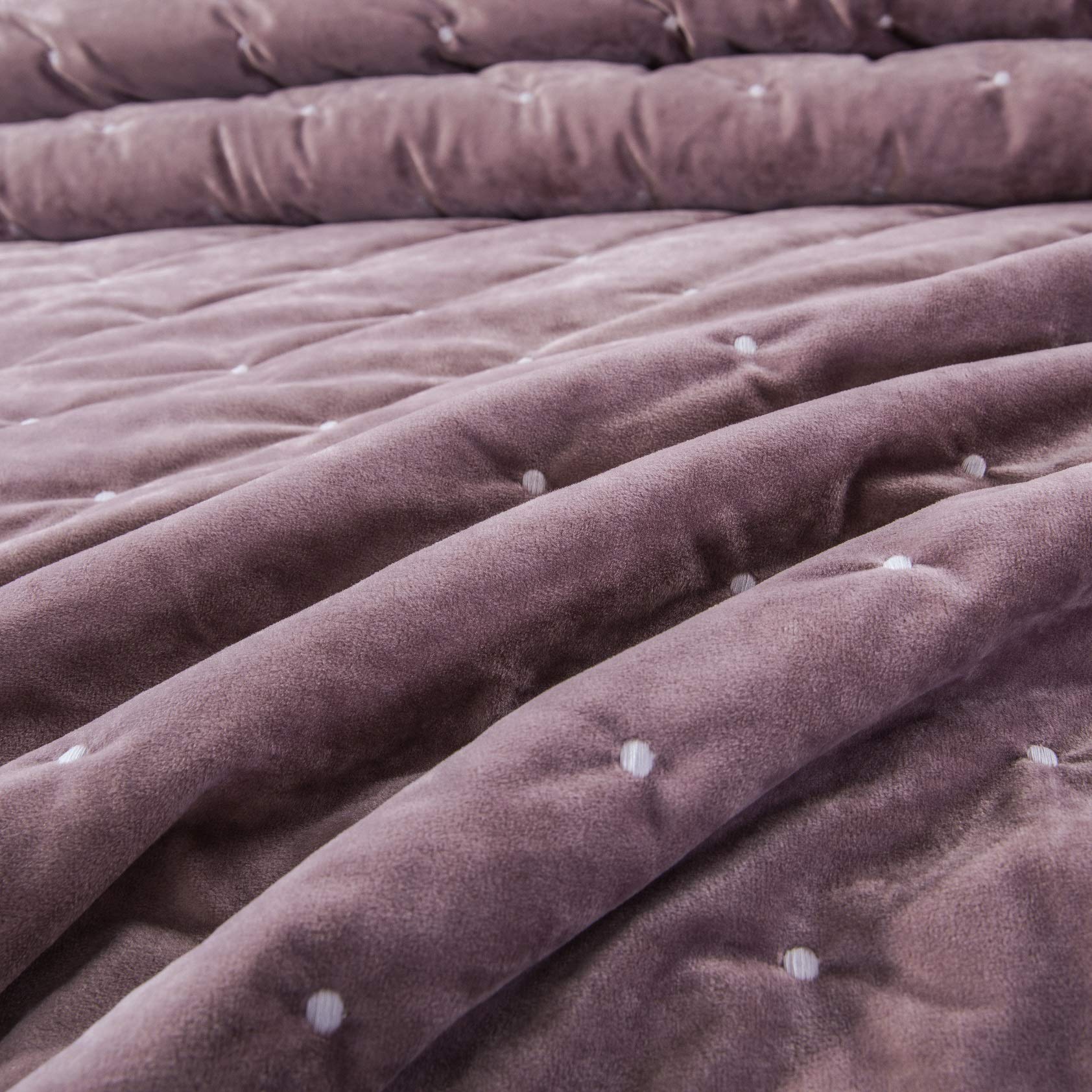 Tache Velvet Dreams Luxurious Velveteen Velour Super Soft Plush Warm Cozy Diamond Tufted Polka Dot Quilted Coverlet Light Purple Mauve Bedspread Set, King