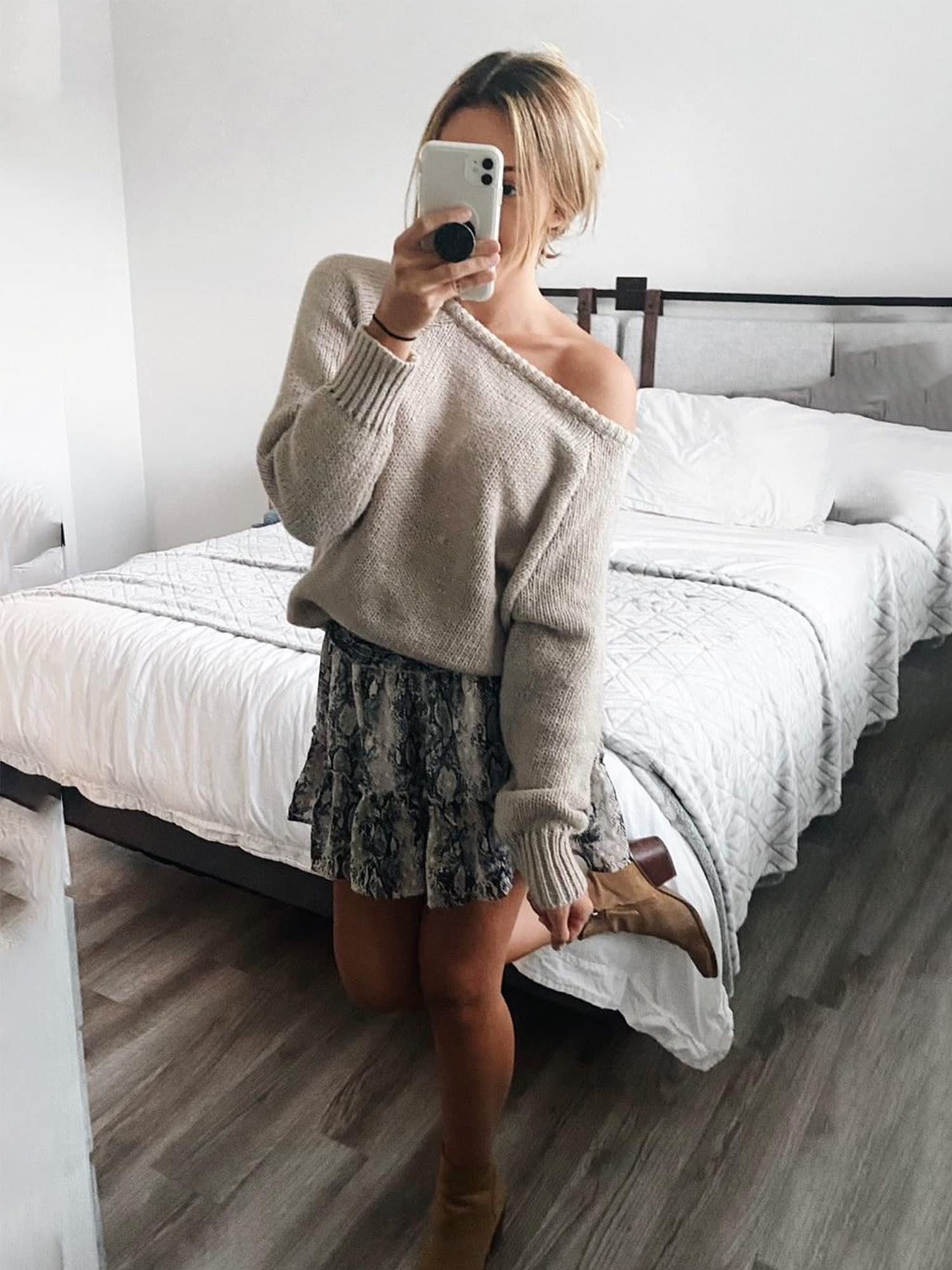 BTFBM Women Casual Long Sleeve Fall Sweaters Crew Neck Soft Ribbed Knitted Oversized Pullover Loose Fit Jumper(Solid Apricot, Small)