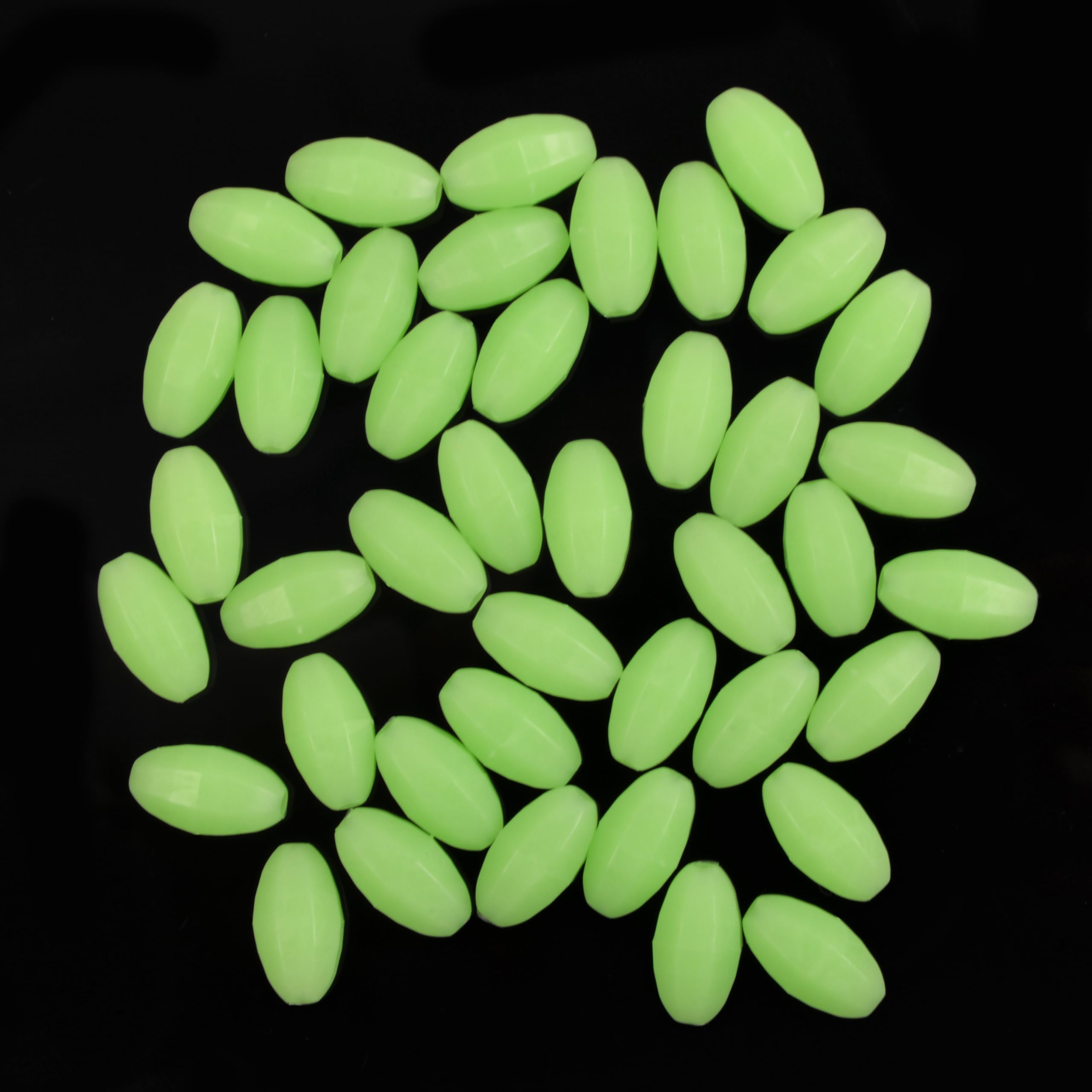 OROOTL Glow Beads Fishing Saltwater, 100pcs Hard Plastic Luminous Fishing Beads Green White Fish Beads Assortment Oval Egg Bead Lures Sea Fishing Tool