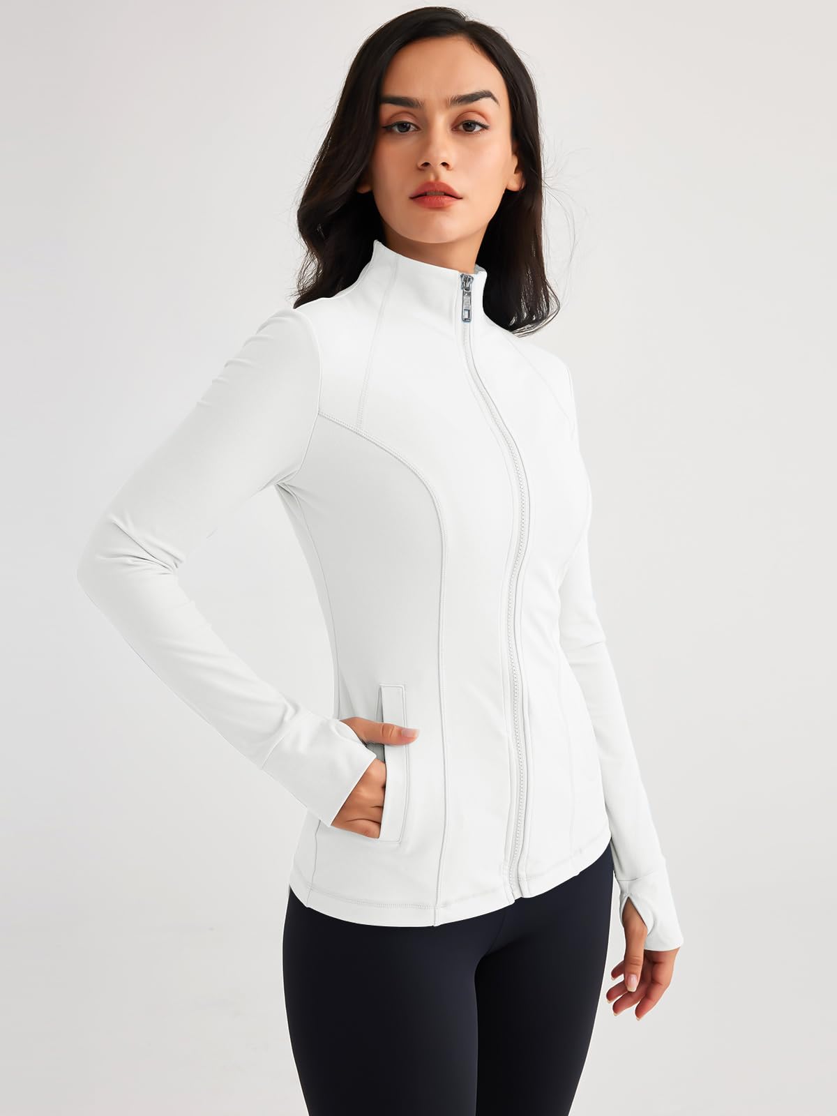 Trendy Queen Womens Lightweight Zip Up Jackets Mock Turtleneck Fall Hoodies Fitted 2024 Athletic Workout Clothes with Pockets White L