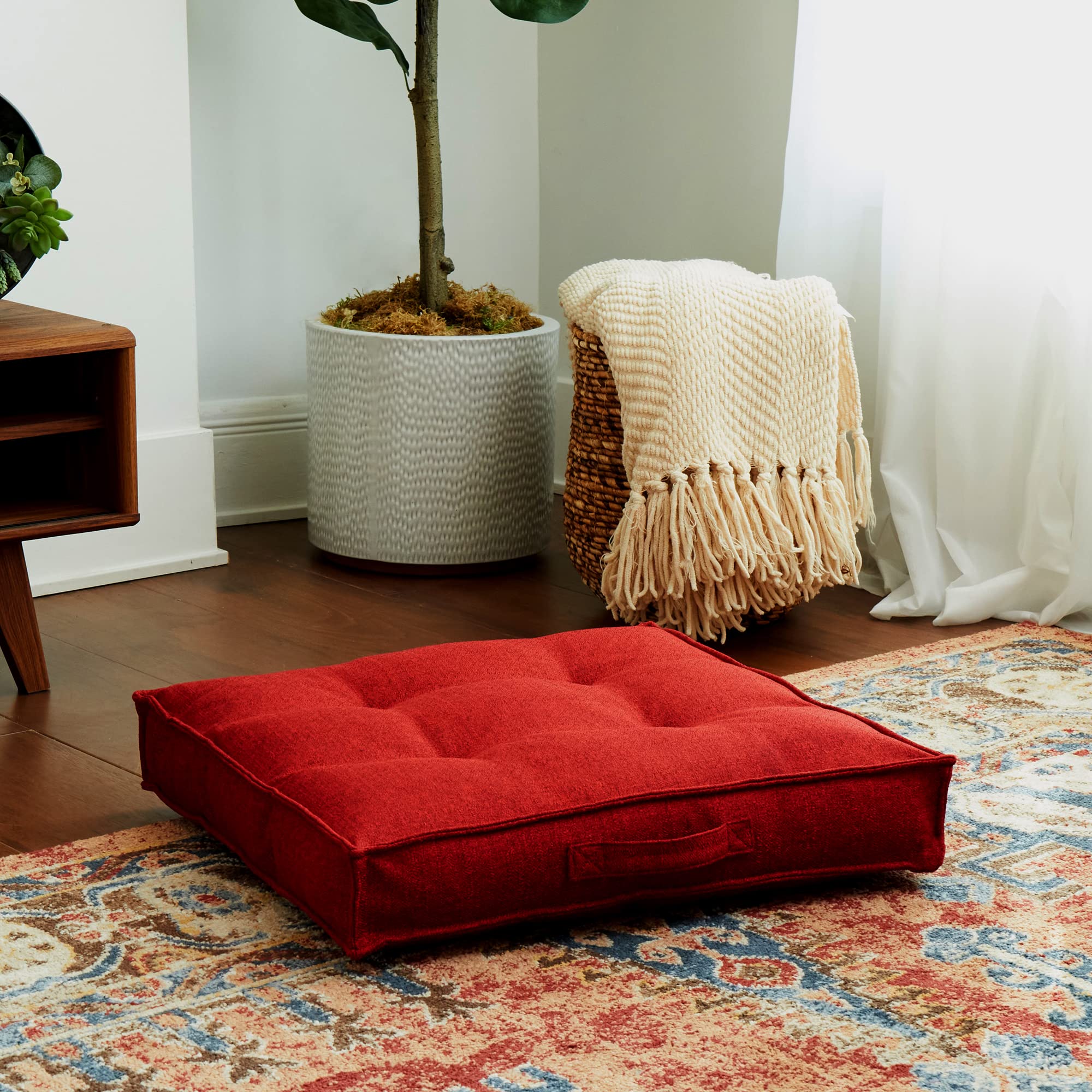 Happy Hounds Milo Square Tufted Pillow Dog Bed, Scarlet, Small (24" x 24")