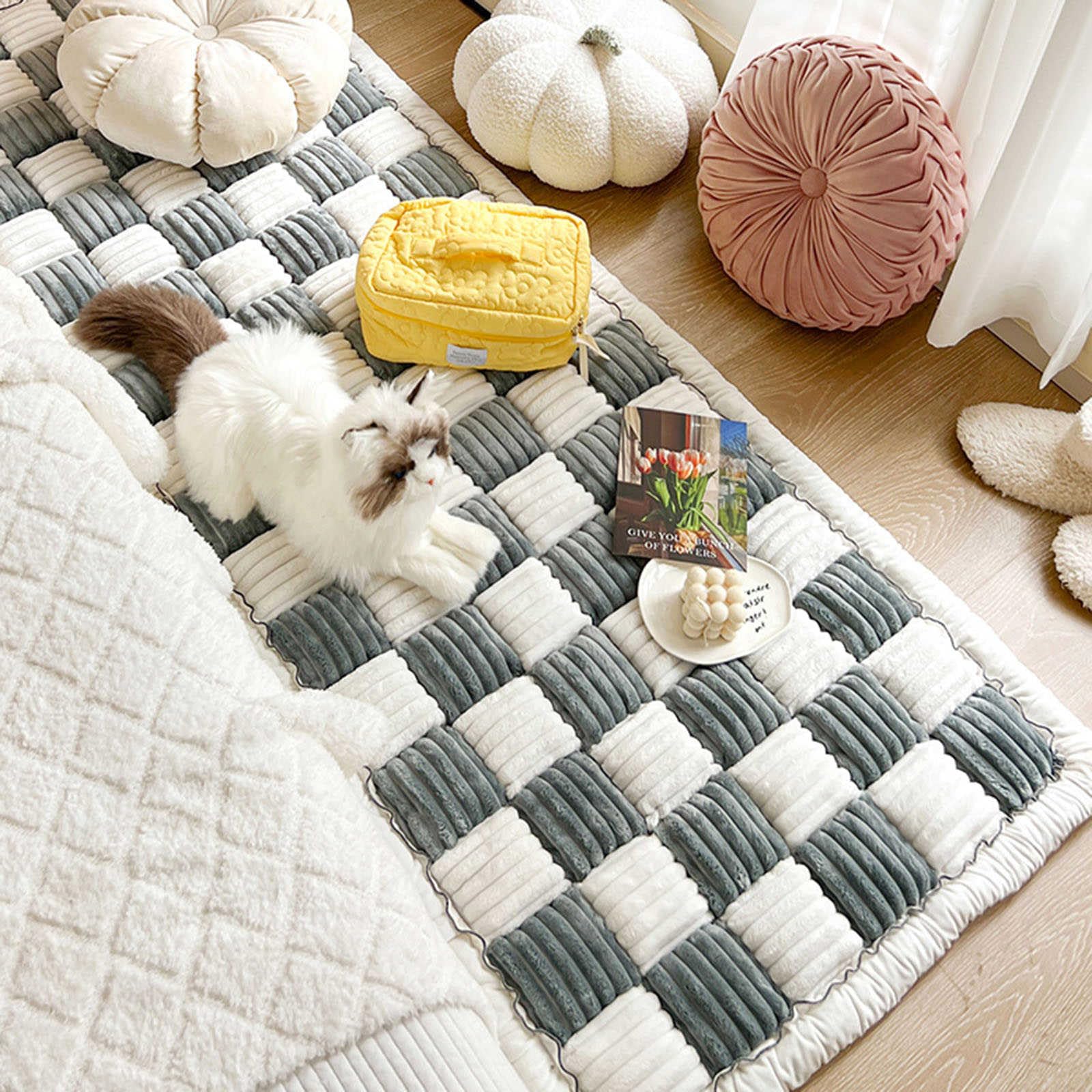 Funnyfuzzy Cream-Coloured Large Plaid Square Pet Mat Bed Couch Cover - Premium Cotton, Cozy Dog Couch Cover - Cream, Funny Fuzzy Pet Accessories