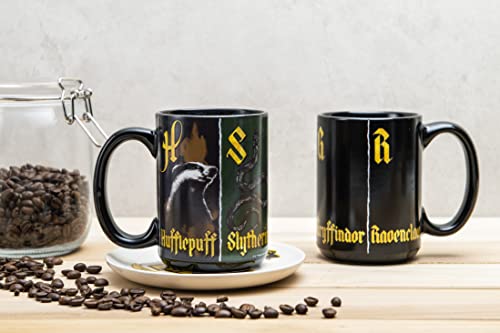 Zak Designs Harry Potter Ceramic Color Changing Mug and Plate Set for Coffee, Tea, Breakfast or Dessert with Unique Heat Reactive Artwork (2-Piece, Non BPA, Hogwarts)