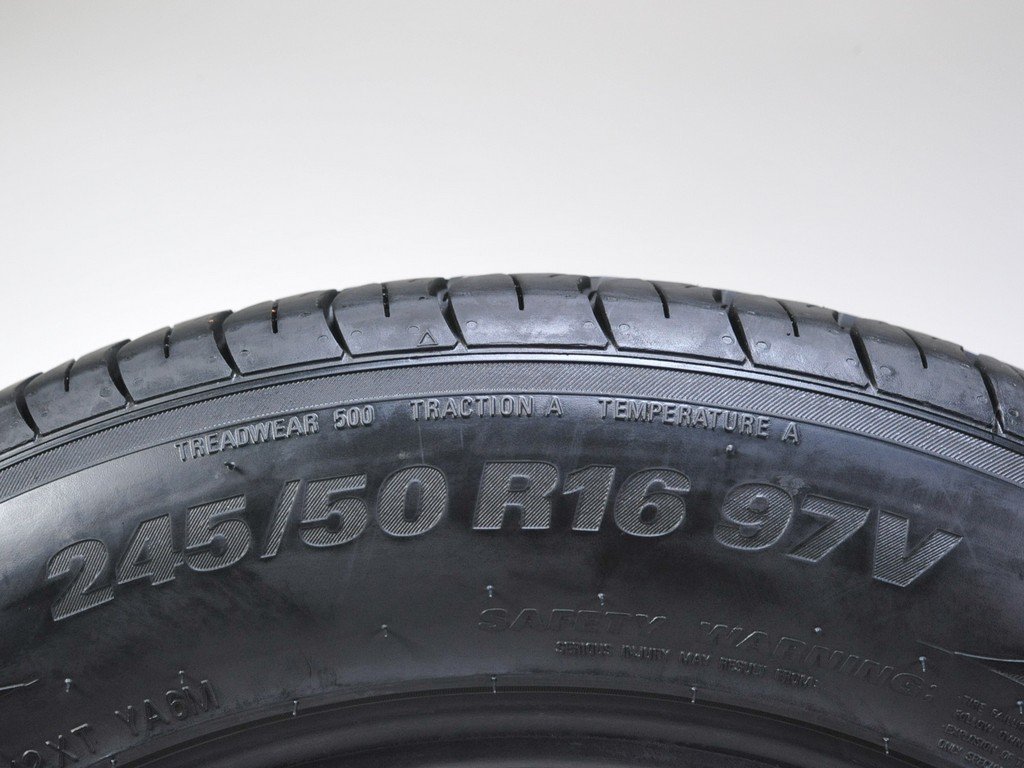 Kumho Ecsta PA31 All-Season Tire - 245/50R16 97V