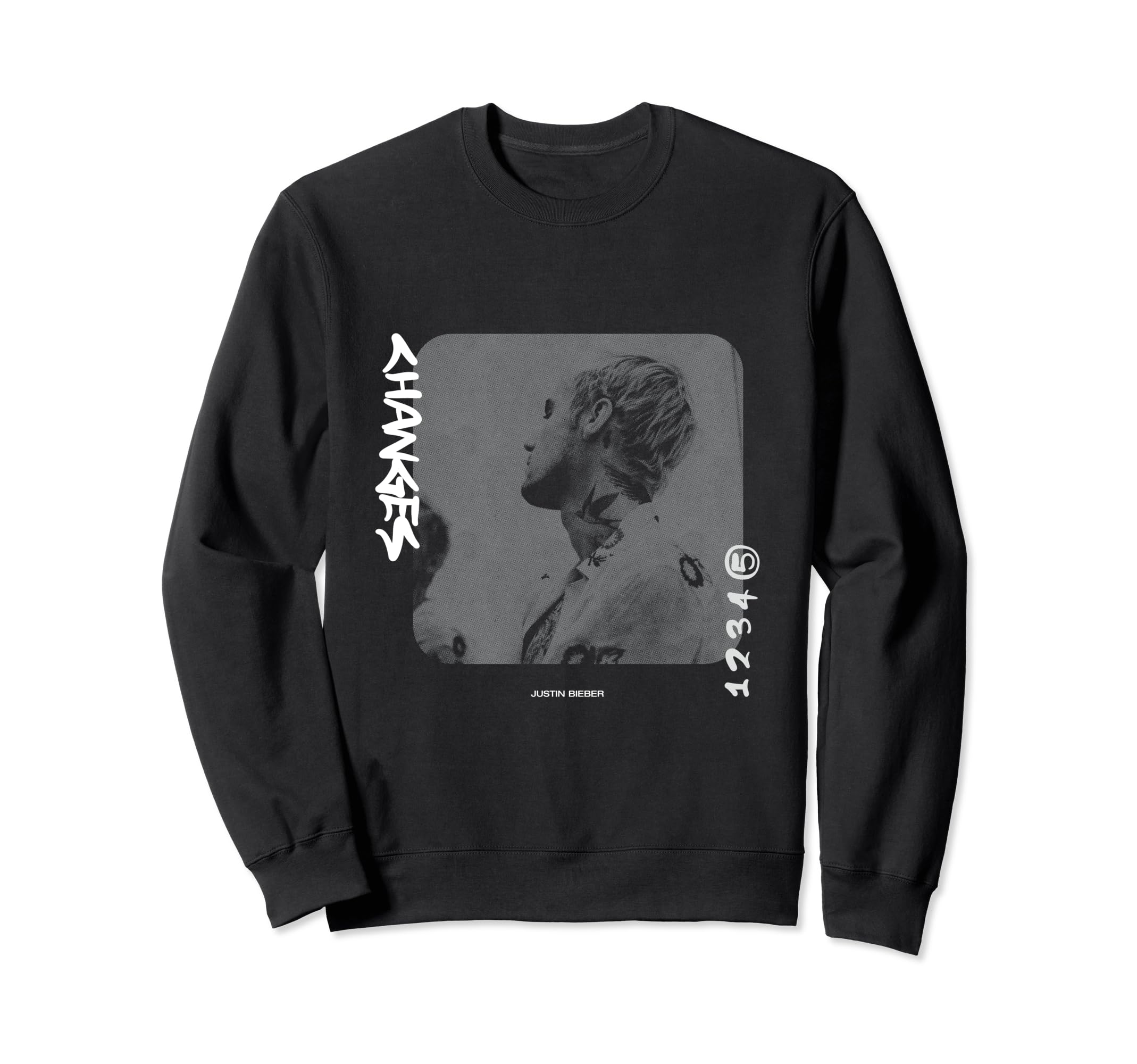 Justin Bieber Changes Sweatshirt