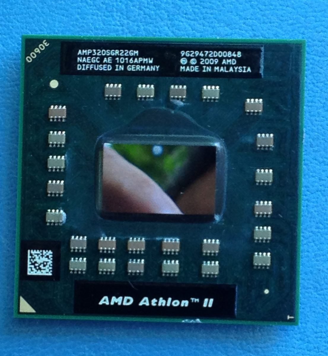 AMD Athlon II P320 2.1 GHz Dual-Core (AMP320SGR22GM) Processor