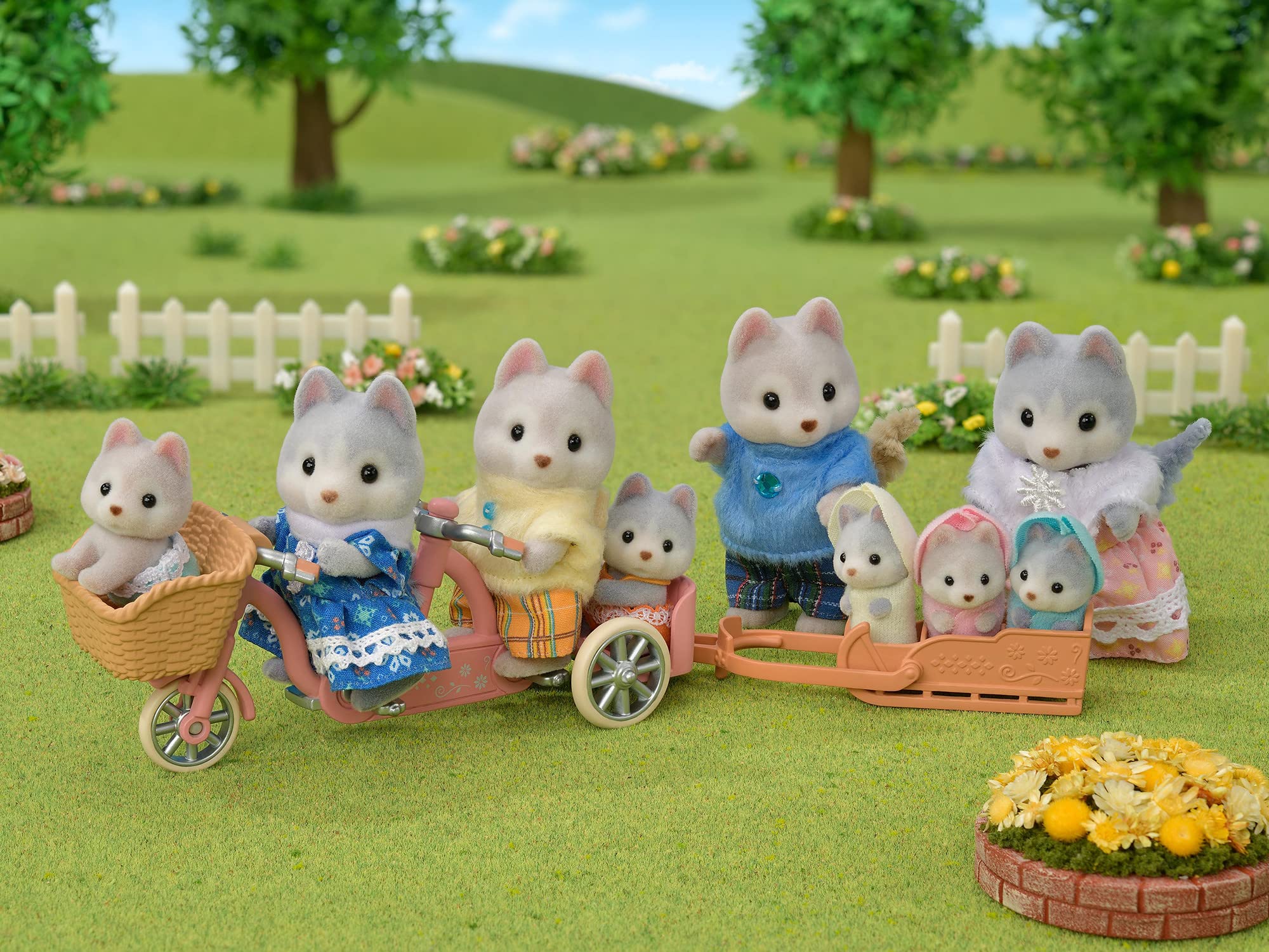 Calico Critters Husky Brother & Sister's Tandem Cycling Set, Dollhouse Playset with Figures and Accessories