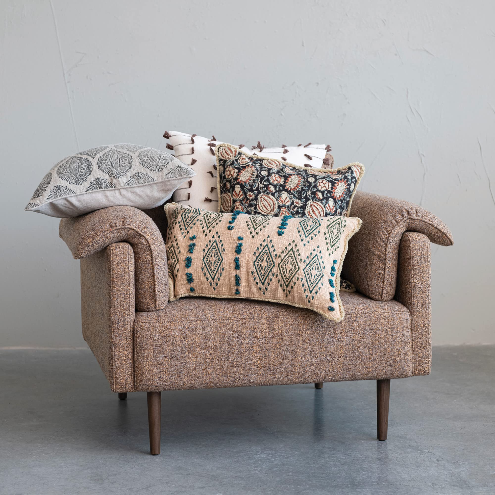 Creative Co-Op Linen and Cotton Pillow Cover with Botanical Print, Natural and Black