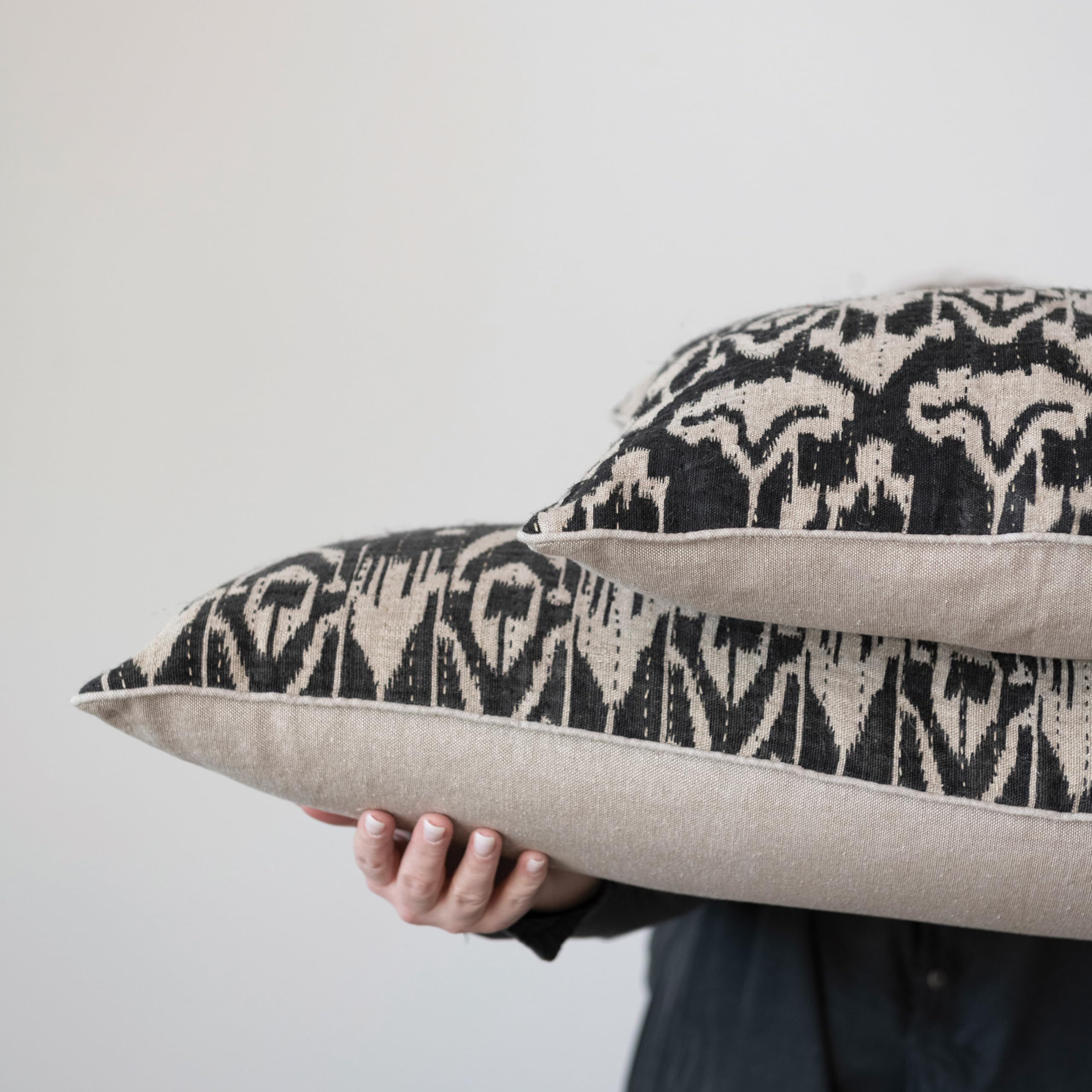 Creative Co-Op Woven Linen Ikat Print, Embroidery, Piping and Chambray Back, Black and White Pillow Covers, 18" L x 18" W x 0" H, Multicolor