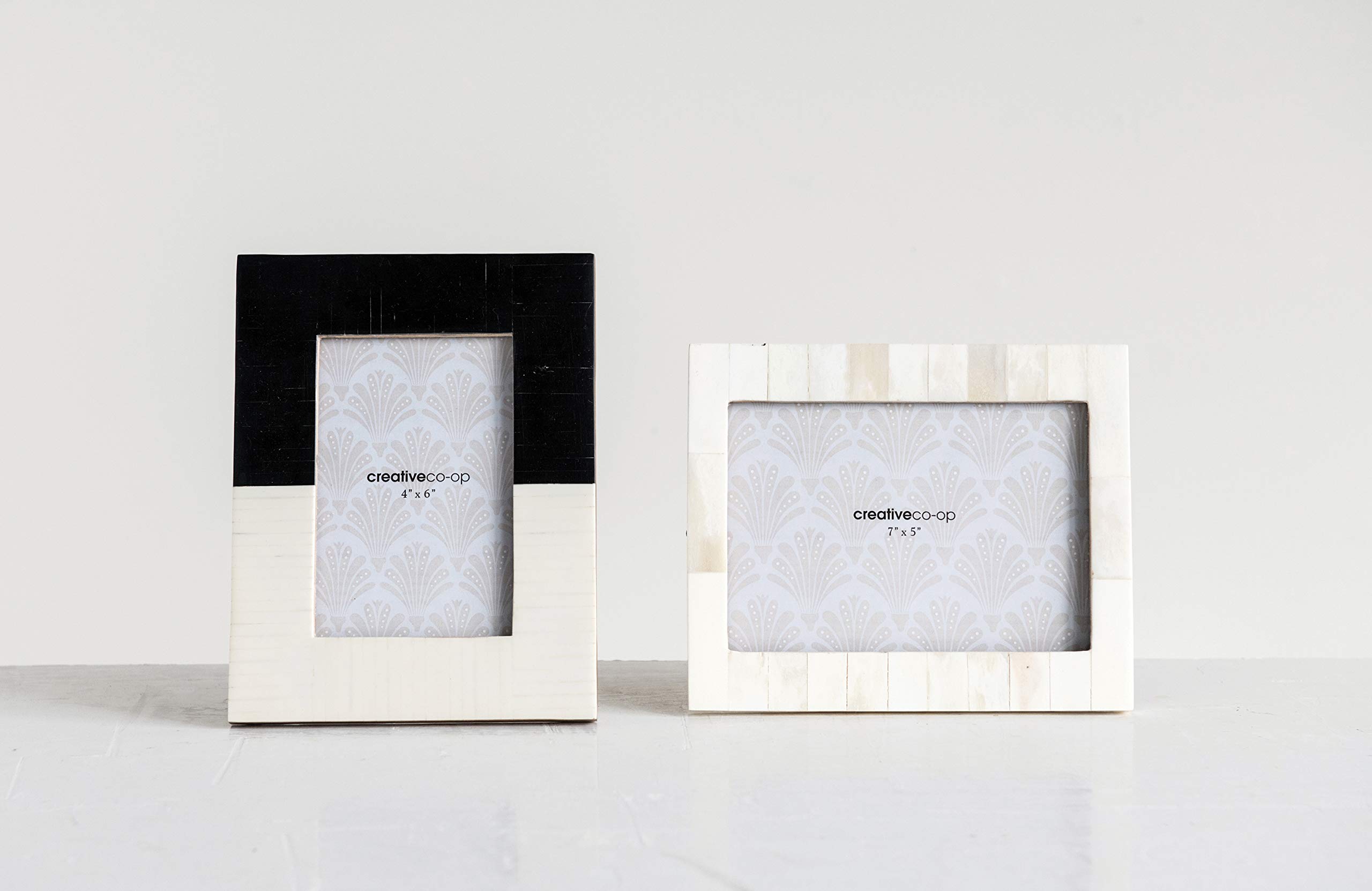 Creative Co-Op White Resin Photo Frame with Beige Accents (Holds 5" x 7" Photo)
