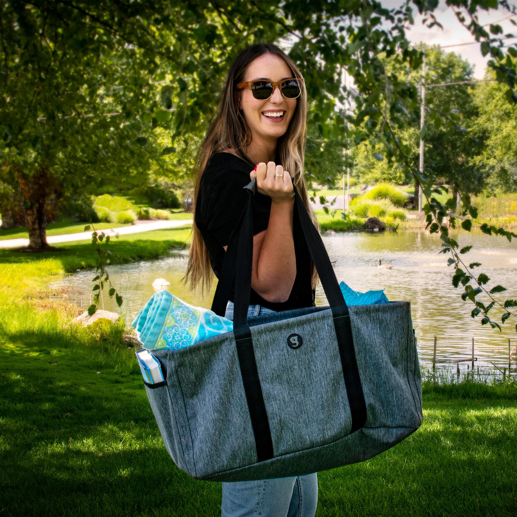 geckobrands Large Utility Tote - Spacious and Durable Multipurpose Tote Bag for Beach, Travel, Shopping, and Outdoor Activities