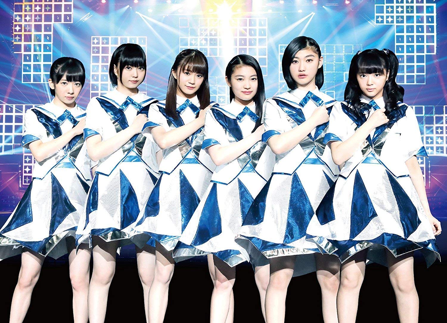 [First Limited specification] private 恵比寿 School College at school, 2018 in 日本武道館 [Blu-ray] (Luxurious rentikyura-purintozyaketto) (Frame Notebook Three People Back Box) (Luxurious 40P Photo Book)