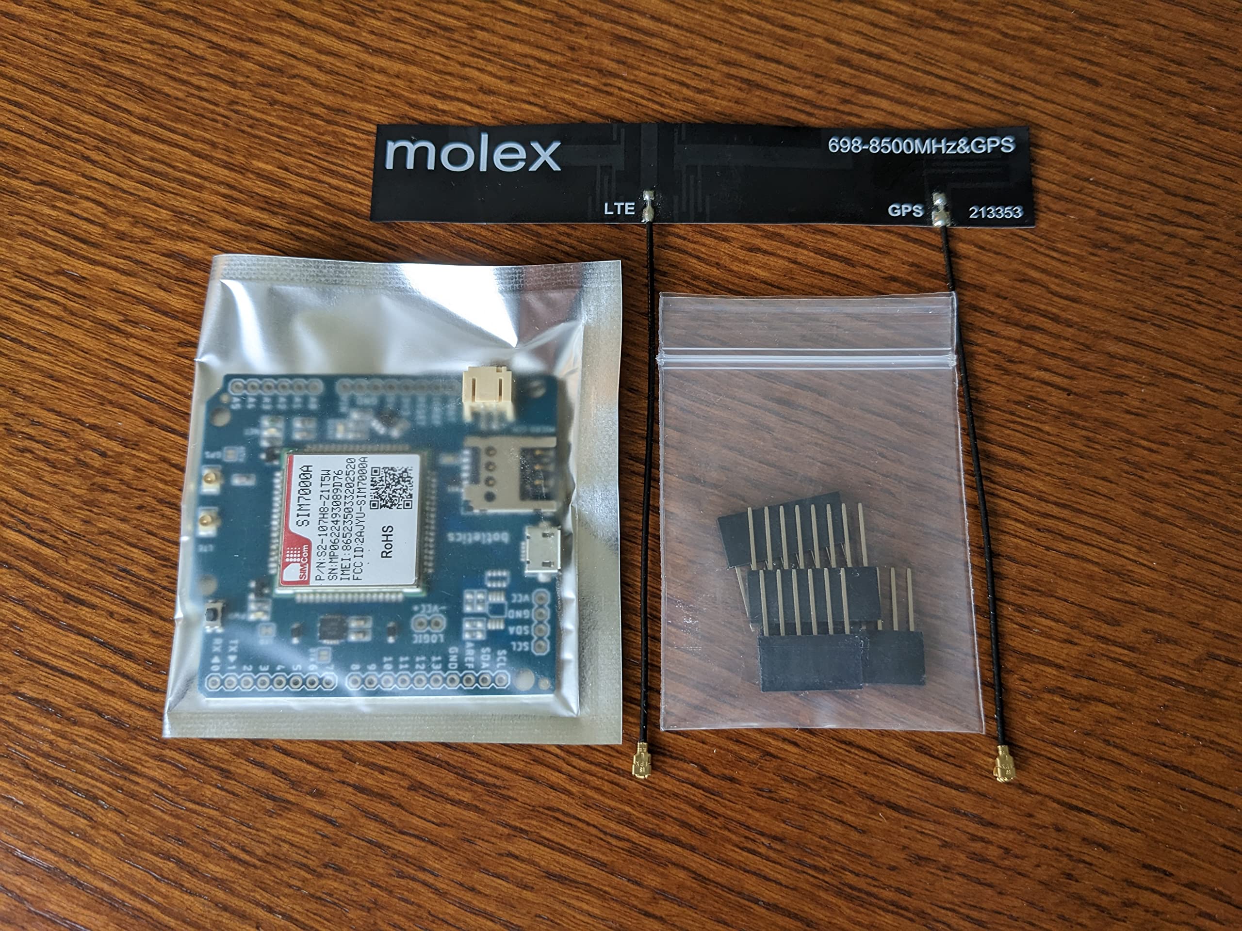 Botletics SIM7000 LTE CAT-M1 NB-IoT Cellular + GPS + Antenna Shield Kit for Arduino (SIM7000A)