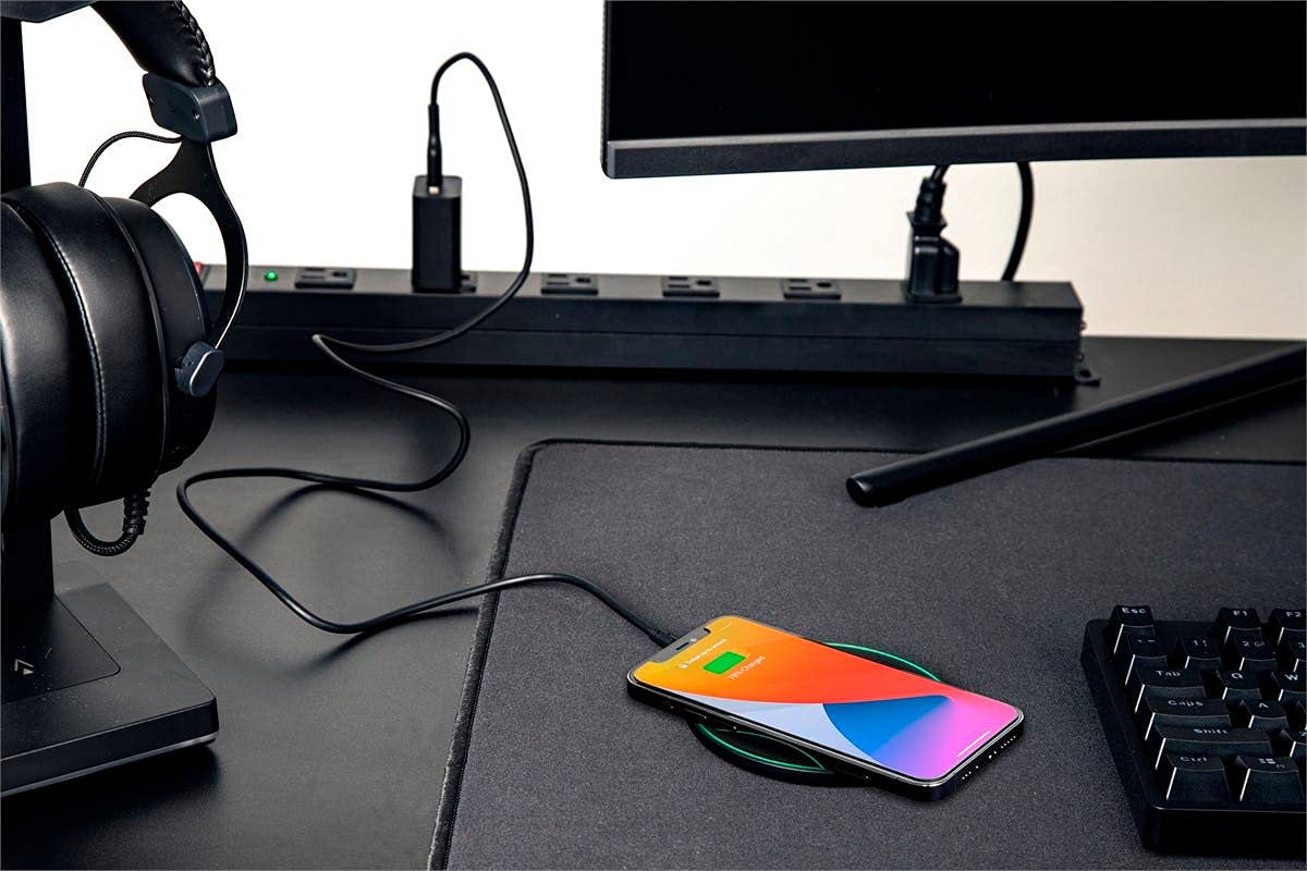 Monoprice Wireless Charger, Qi-Certified 15W Fast Charging Pad with QC3.0 AC Adapter for iPhone 12/12 Pro/11/11 Pro/XR/XS/X/8/8+/Airpods, Galaxy S21/S20/Note 10/Note 10+/S10/S10+/S9/S8