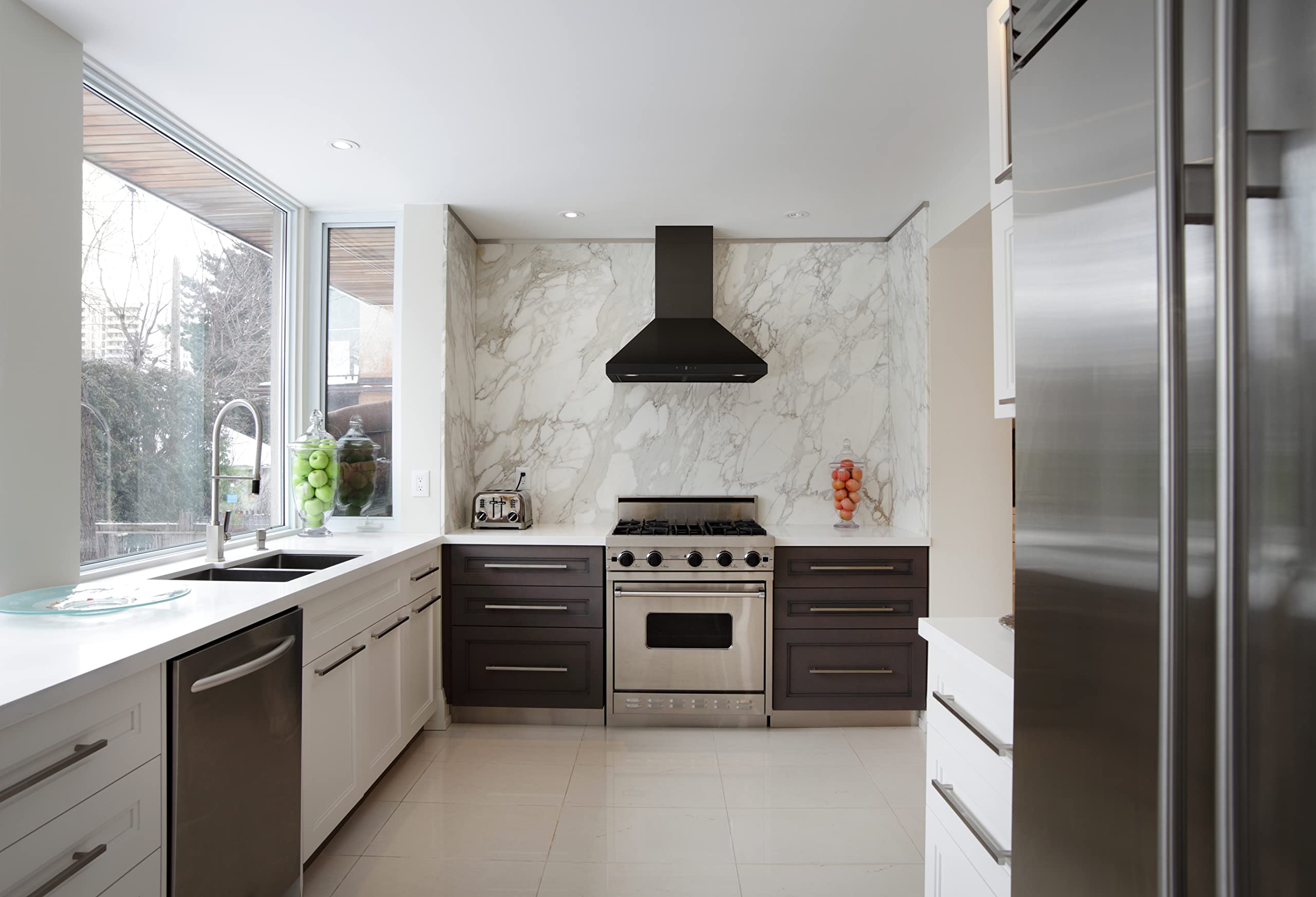 Agua Canada Range Hood Pyramid Stainless Steel Wall Mount, 30 Inches 500 CFM w Leds lights Hamlet.