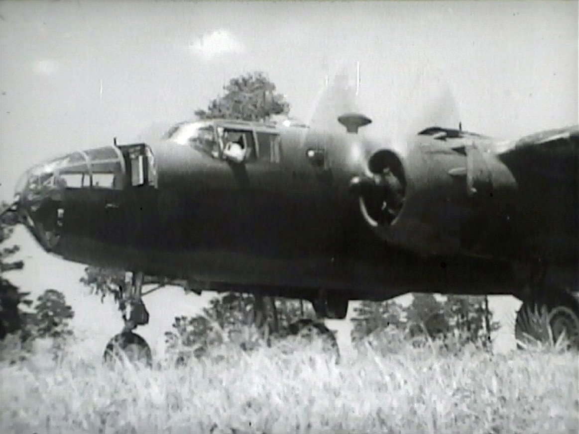 B-25 Mitchell Bomber WW2 Old Films Pacific War "Mission Over Wewak" DVD