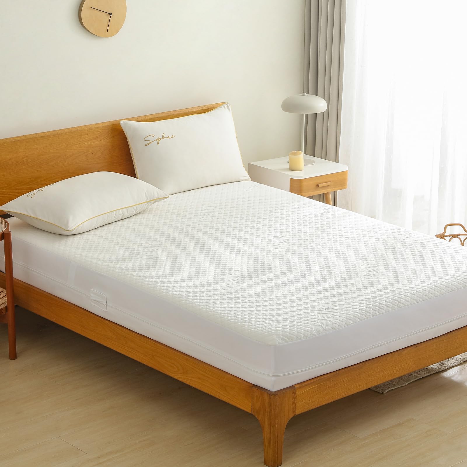 Queen Size Bamboo Rayon Mattress Protector with Zipper - 100% Waterproof Zippered Mattress Cover - Soft & Cooling Noiseless Bed Mattress Covers - Top Removable Mattress Encasement 10-12" Deep