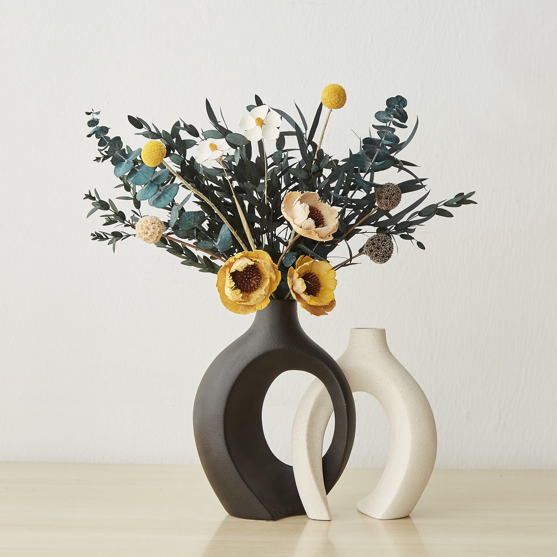Black and White Ceramic Vases Set of 2 for Home Decor Modern Boho Donut Flower Vase Round Crossed Hollow Vase for Wedding Dining Living Room Table Centerpieces Coffee Table Decoration