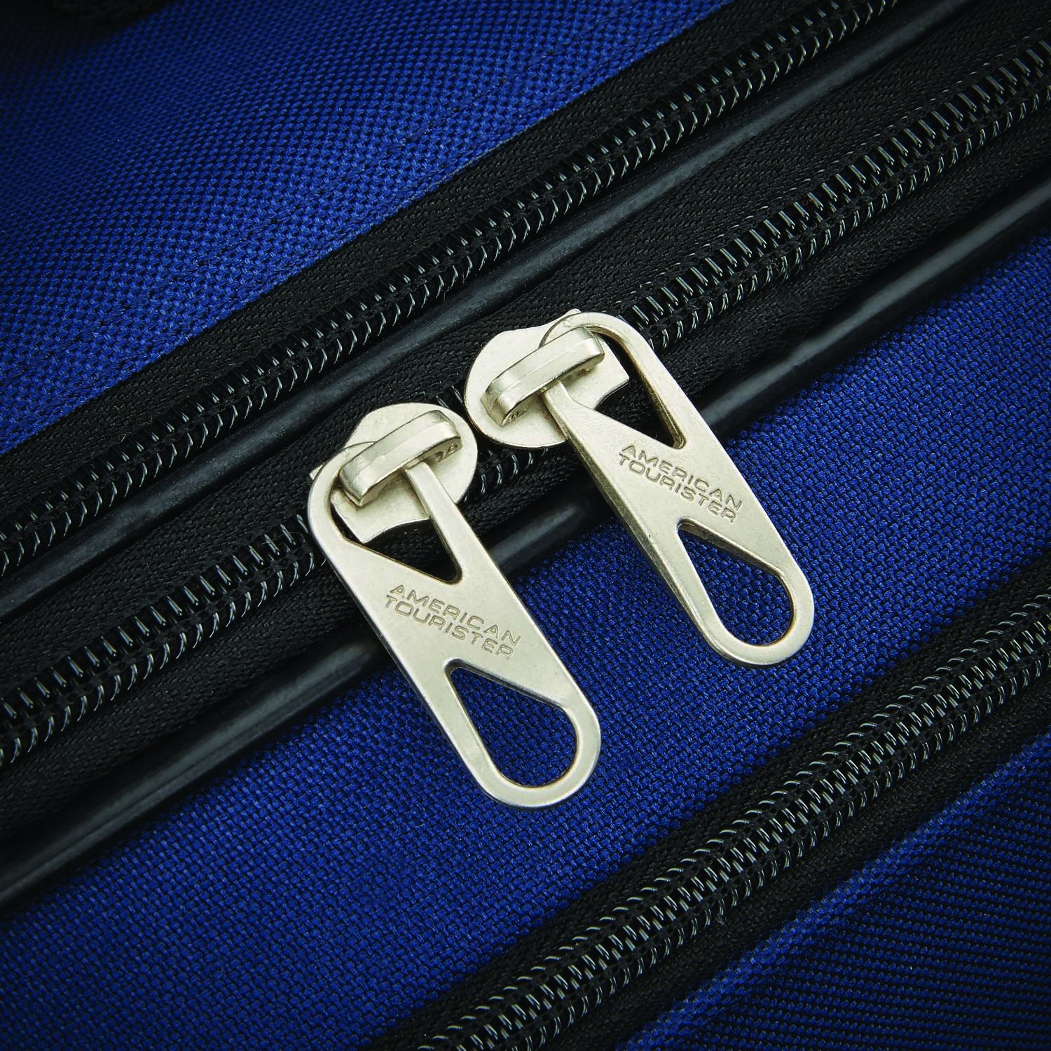 American Tourister Fieldbrook XLT Softside Upright Luggage, Navy, 3-Piece Set (BB/21/25)