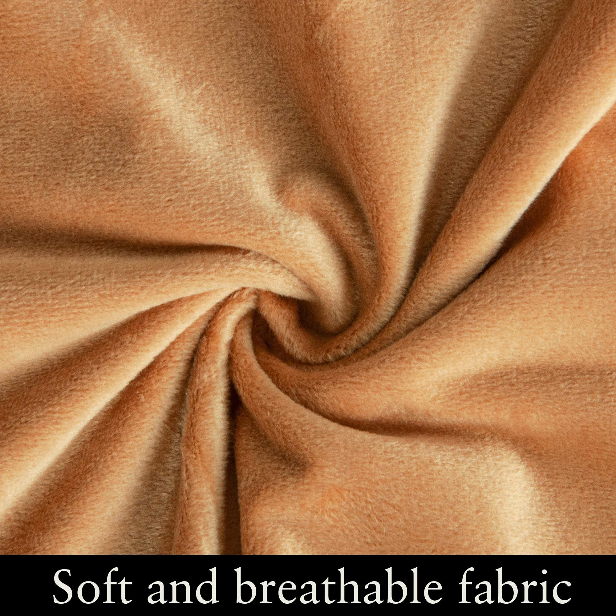 FLXXIE 2 Pack Standard Zipped Velvet Pillowcases, Soft and Cozy Solid Decorative Pillow Cases with Hidden Zipper for Bedroom, Sofa, Couch, 20x26 Inches, Camel