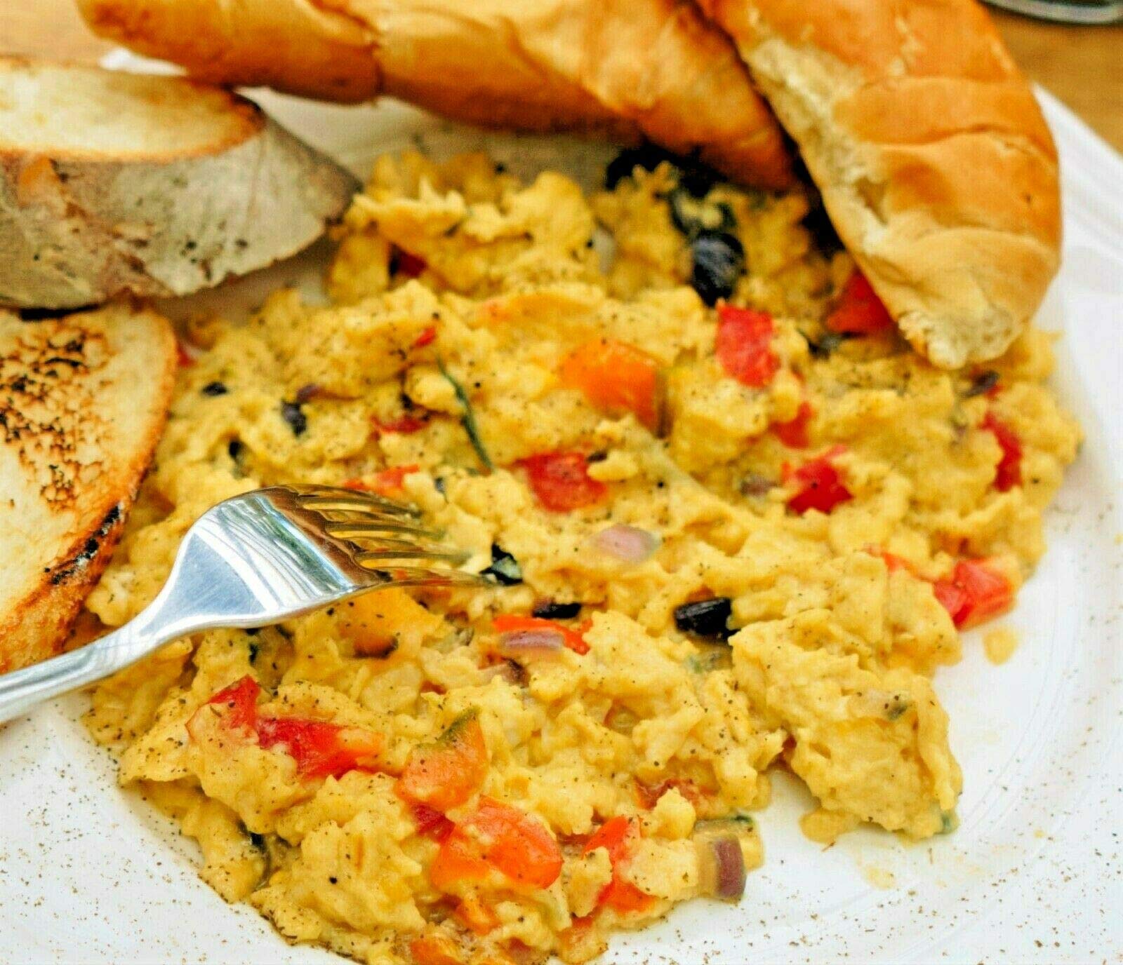 2 POUNDS (32 OZ) Cage-Free Powdered Whole Eggs, WHY PAY MORE? Freshest Eggs, Made in the USA, Makes 70 Large Eggs, 1 INGREDIENT - EGGS! FARM FRESH, NON GMO, ALL NATURAL, RESEALABLE POUCH