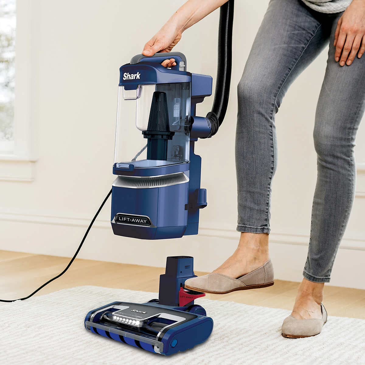 SHARK Shark NV800QBL Performance Lift-Away ADV DuoClean PowerFins Upright Vacuum with Self-Cleaning Brushroll Powerful Pet Hair Pickup and HEPA Filter, Blue (Renewed)