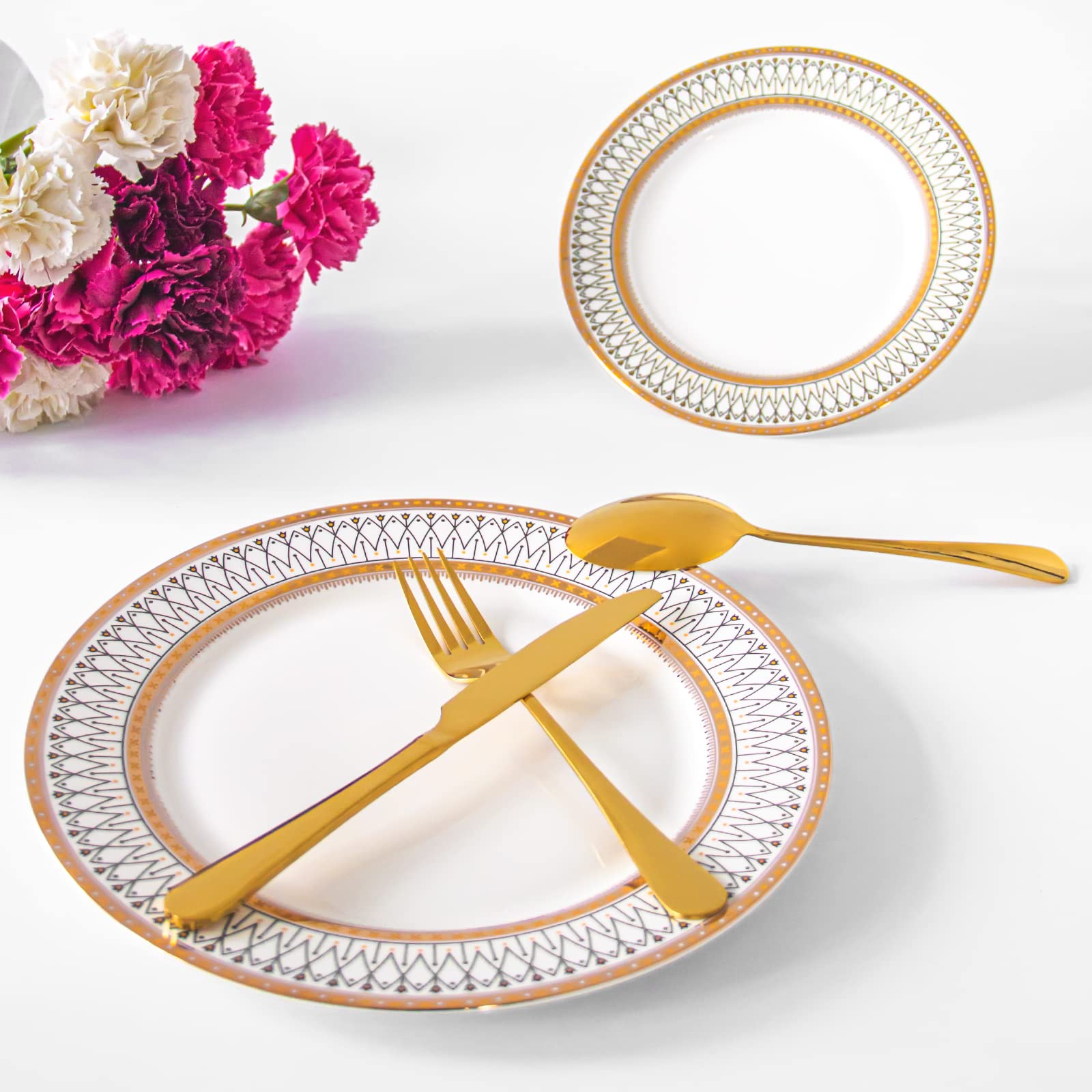 DUEBEL 4-Person Dinner Service Set, Includes 4 Ceramic Dinner Plates and 4 Ceramic Salad Plates with Gold Rim, 4 Cutlery Set for 4 Persons, Modern & Stunning Design