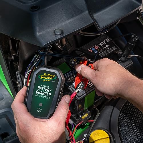 Battery Tender Junior 8V, 1.25 AMP Car Battery Charger and Maintainer: Fully Automatic 8V Automotive Battery Charger for Cars, Motorcycles, ATVs - 022-0197