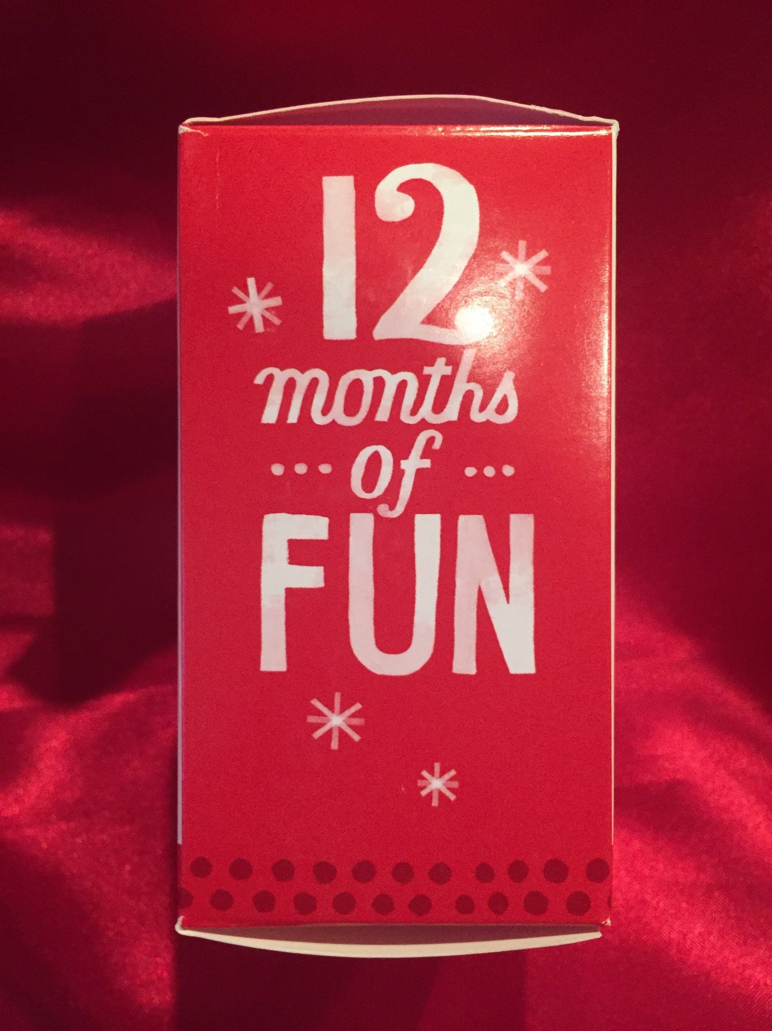 Hallmark Keepsake Ornament The Peanuts Gang New Years Celebration 6th in Series 2013