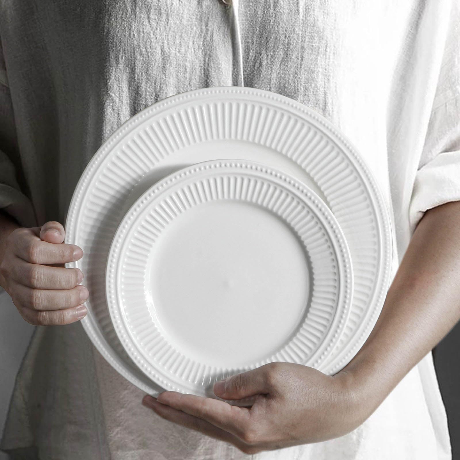 Artena Ceramic Dinner Plates Set of 4, 10.5 inch Embossed White Kitchen Plates for Salad, Dessert, Appetizer, Steak, Serving Dishes for Entertaining, Modern Large Flat Plates for Restaurant, Parties