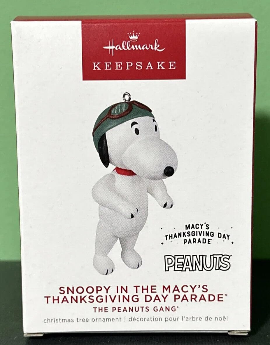 Hallmark Snoopy in The Macy's Thanksgiving Day Parade