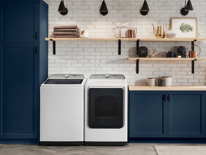 SAMSUNG 7.4 Cu. Ft. White Gas Dryer