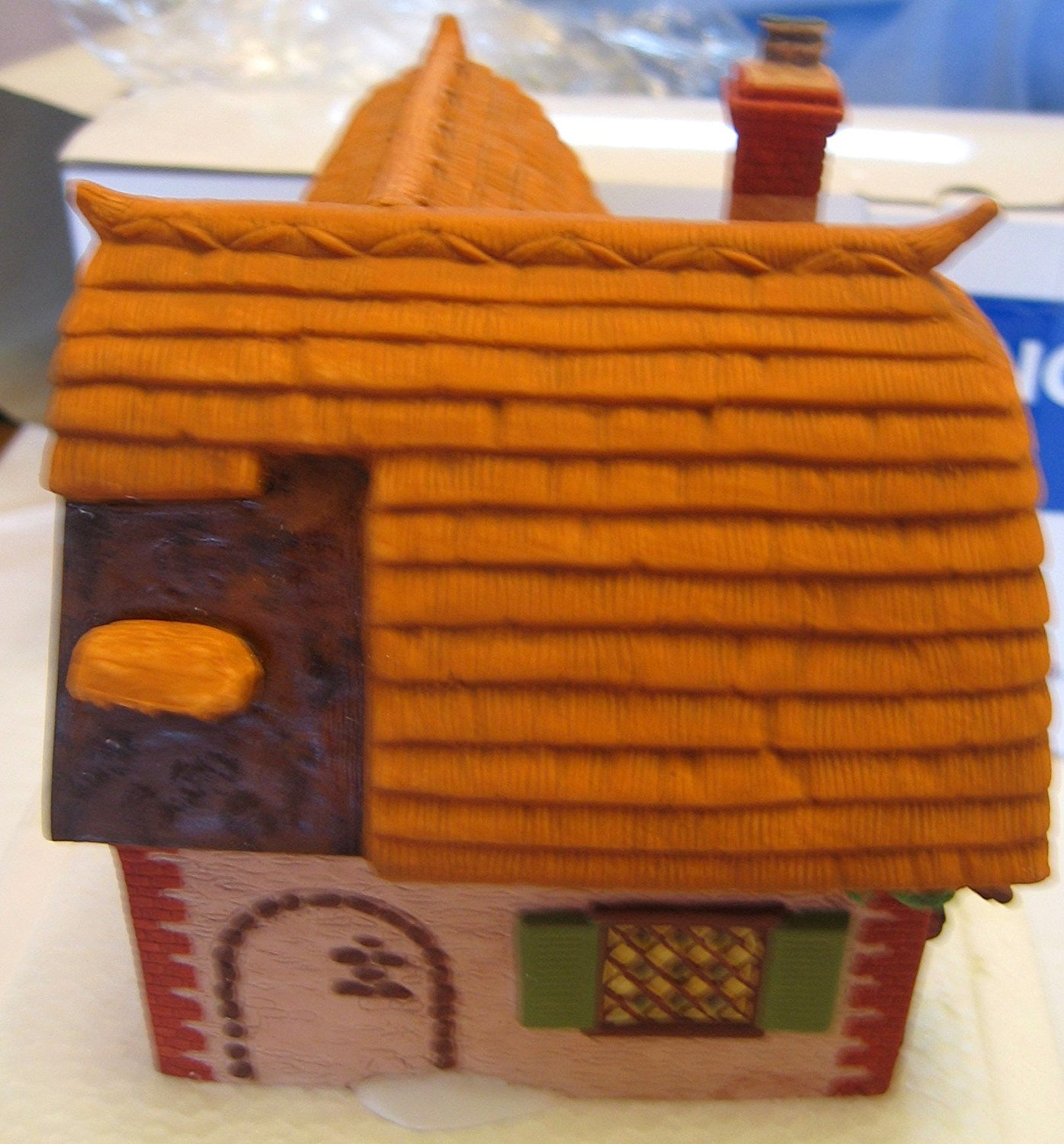 Heritage Village Collection; Dicken's Village Series: "Cobb Cottage" #5824-6 by Department 56