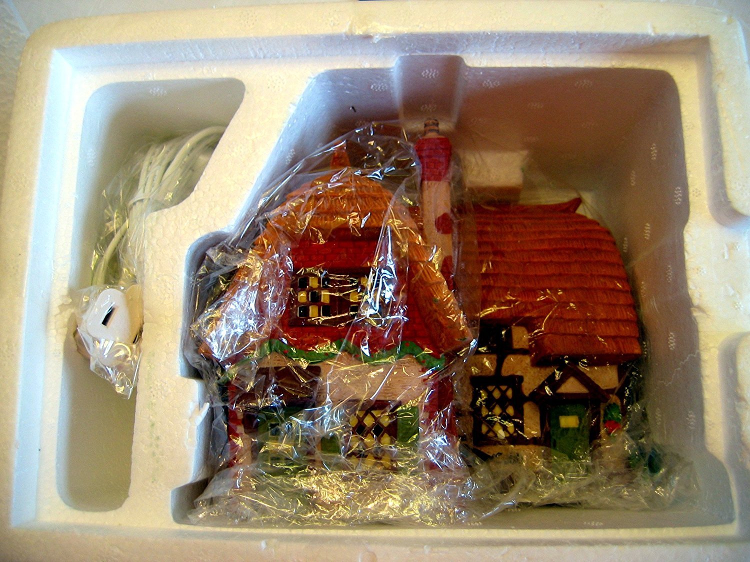 Heritage Village Collection; Dicken's Village Series: "Cobb Cottage" #5824-6 by Department 56