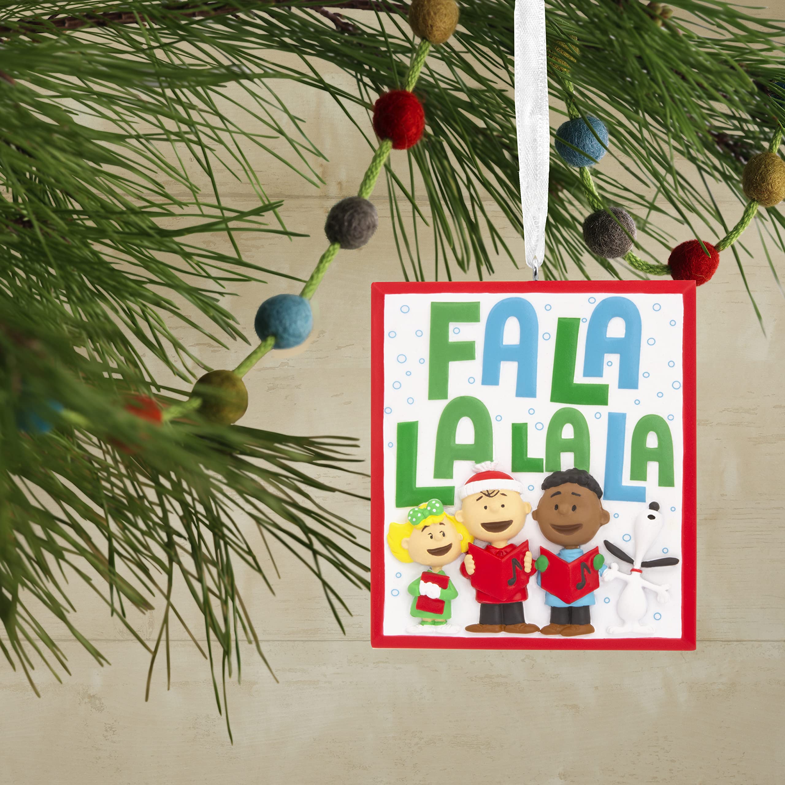 Hallmark The Peanuts Gang Carolers Christmas Ornament
