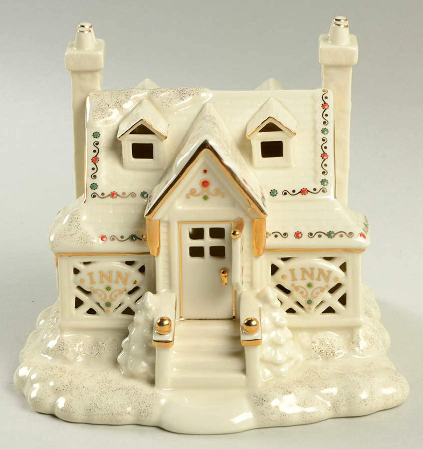Lenox China Village Treasures Mistletoe Park Inn New in Box