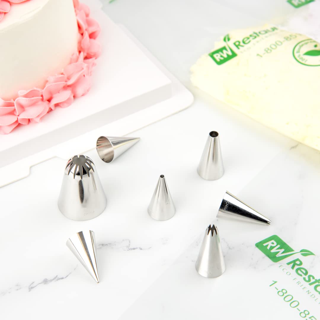 Restaurantware Pastry Tek Piping Tip 1 Round Round Tip For Icing - #4 Corrosion-Resistant Stainless Steel Icing Tip Dishwasher-Safe Decorate Cupcakes Cakes or Cookies