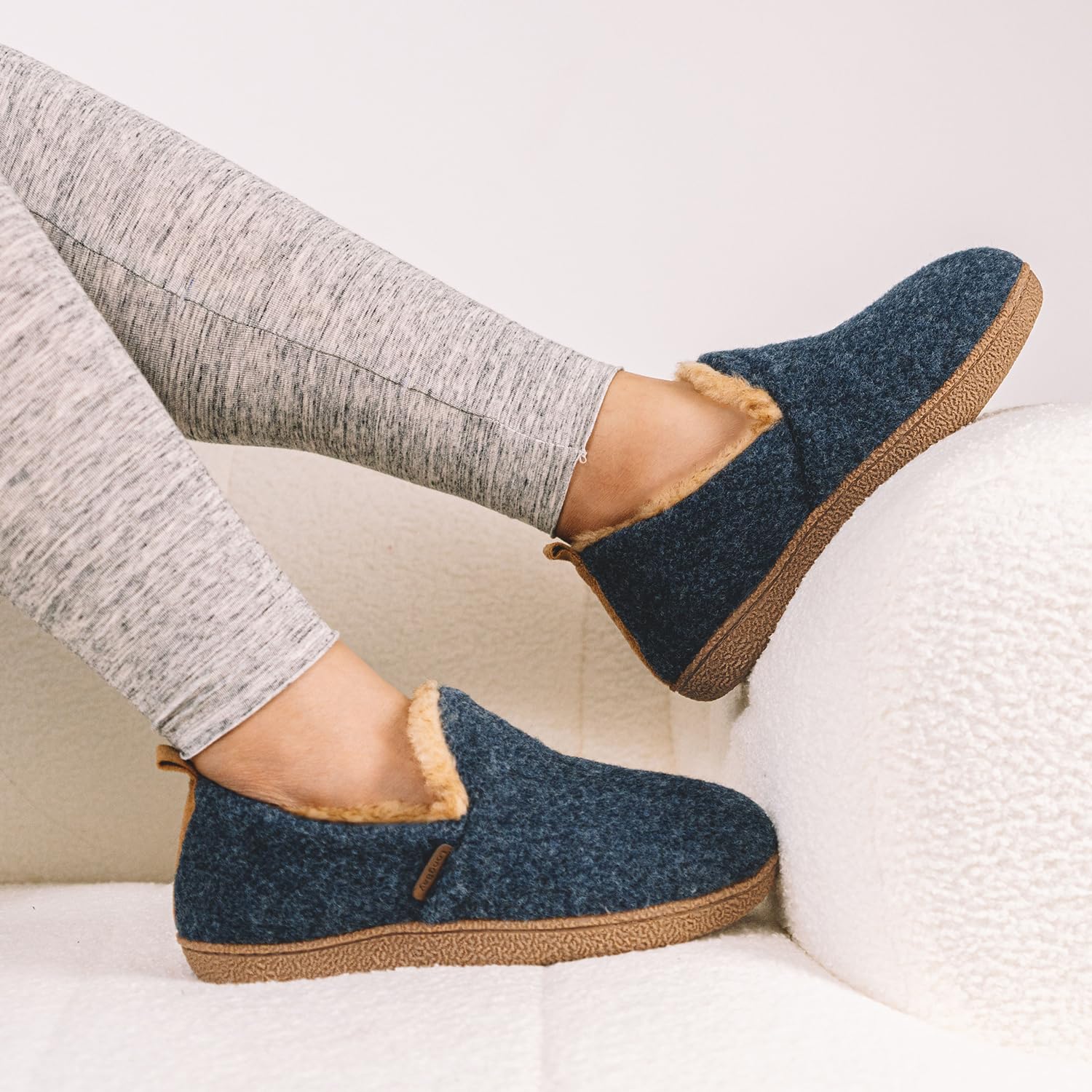 LongBay Women's Felt Bootie Slippers Warm Cozy Memory Foam Slipper Boots with Polar Fleece Lining Non Slip House Shoes Indoor Outdoor Blue, 7-8