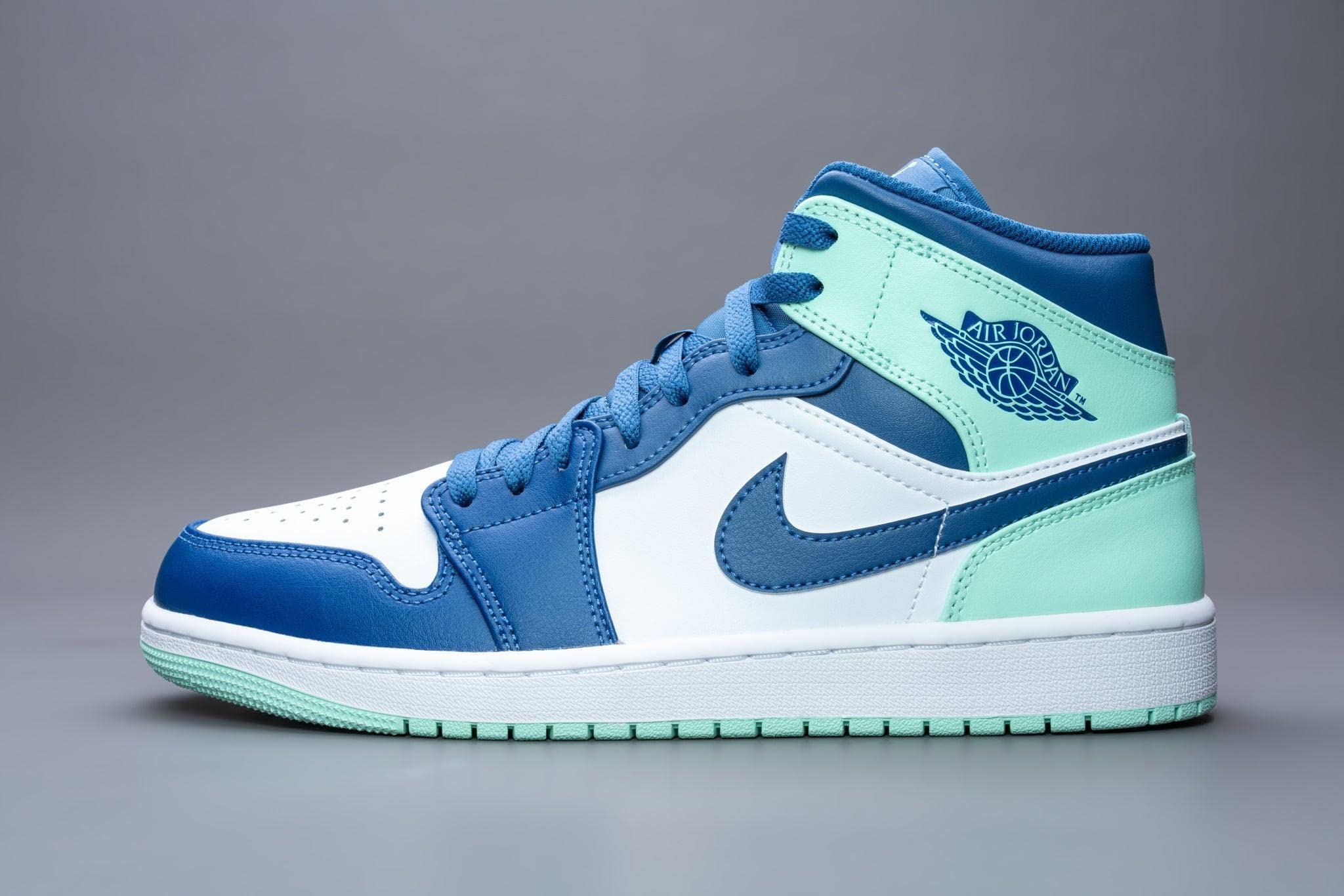 Nike Men's Air Jordan 1 Mid Sneaker, Mystic Navy/Mint Foam-white, 8.5